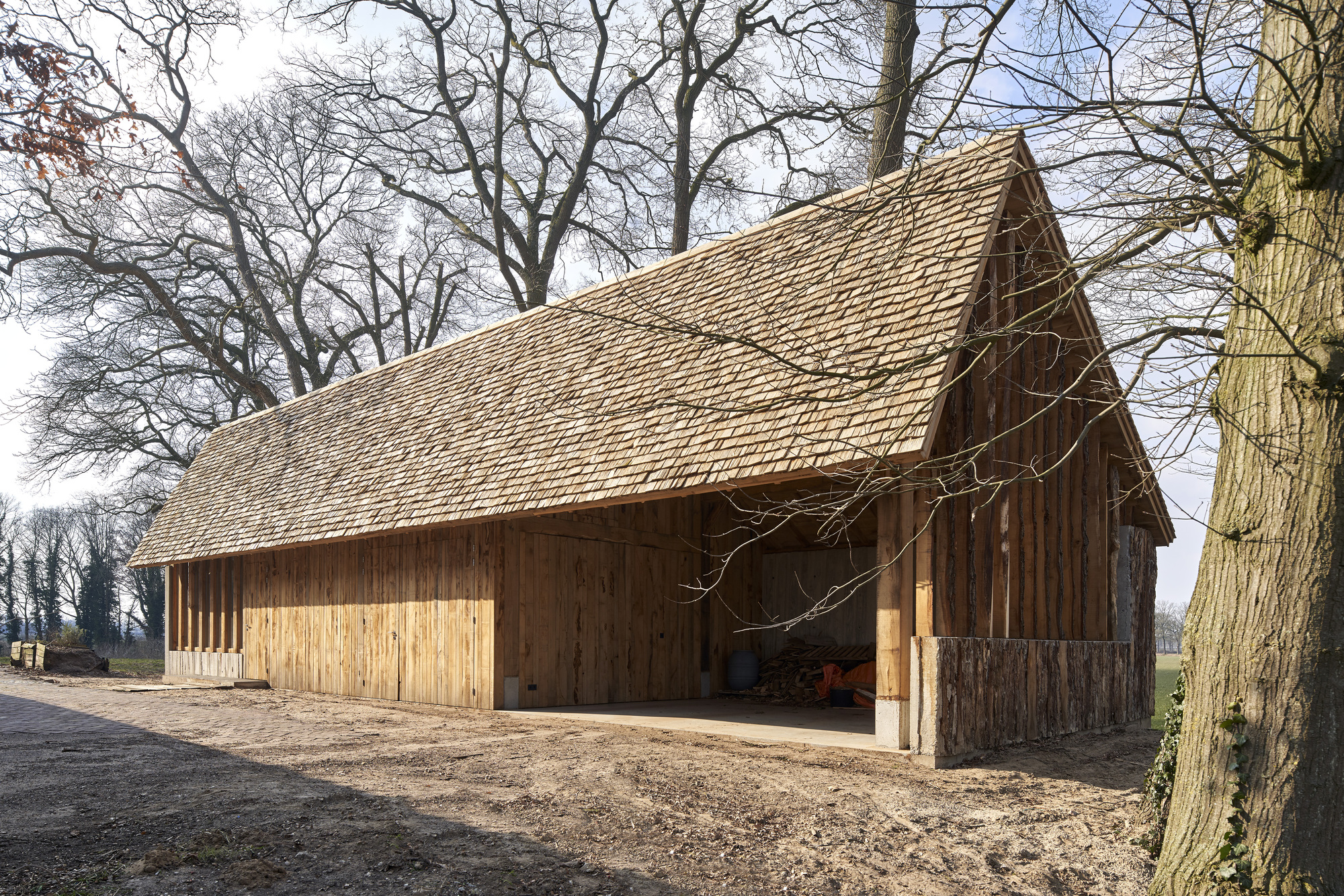 Gallery of The Sixteen-Oak Barn / HilberinkBosch architects - 9