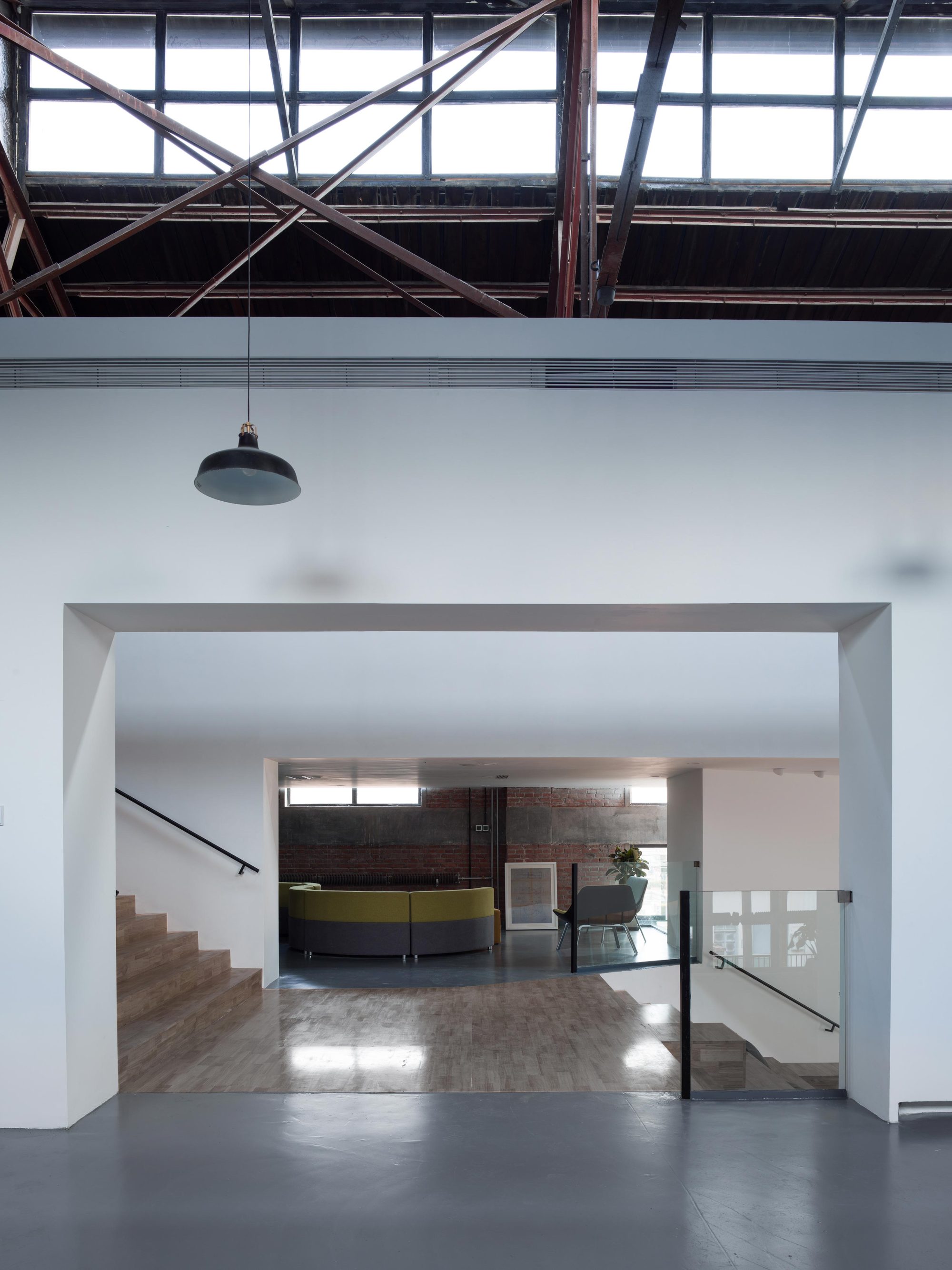 Gallery of The renovation of CRRC 1897 center / officePROJECT - 26