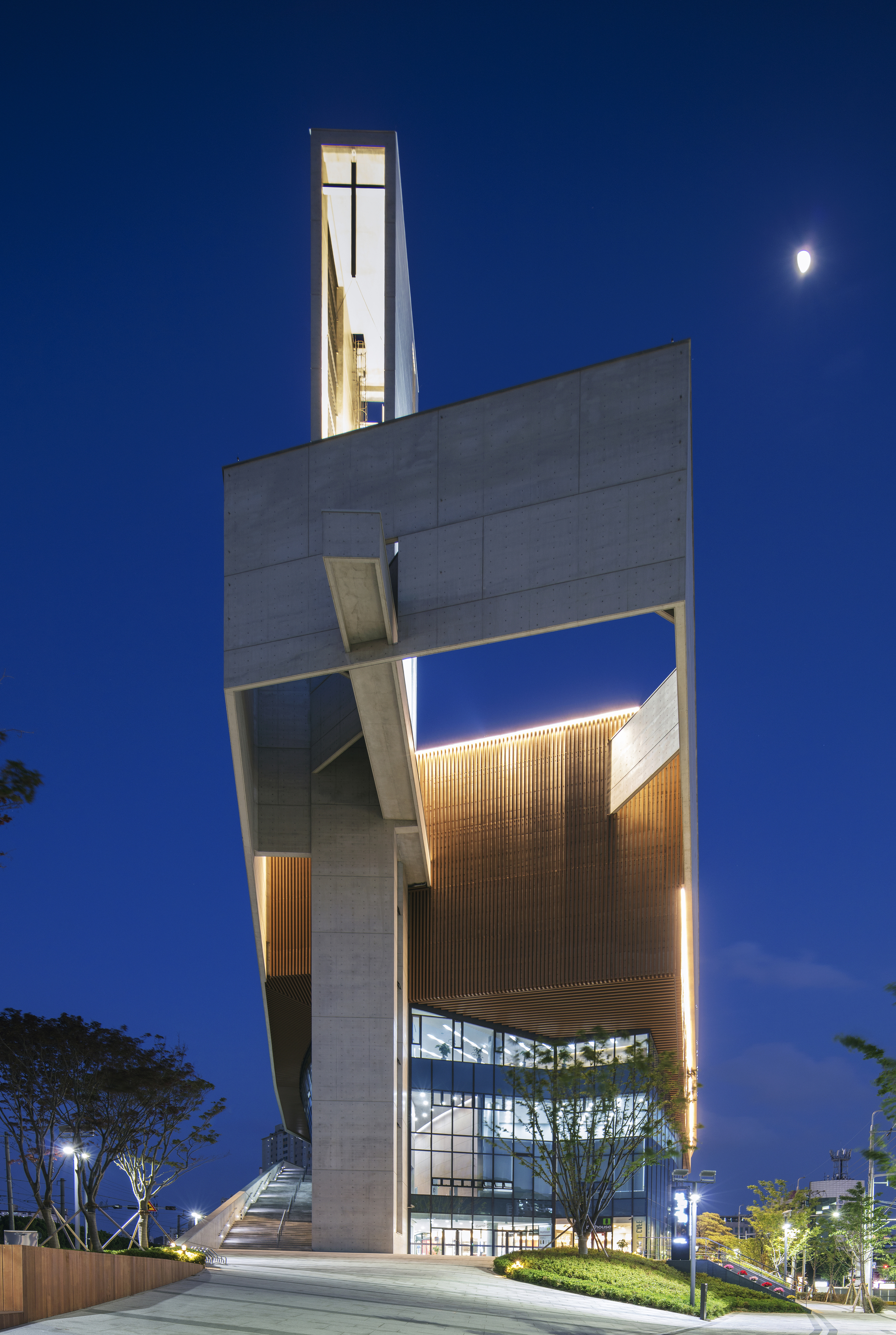 Gallery of Bujeon Glocal Vision Center / Lee Eunseok + Atelier KOMA ...