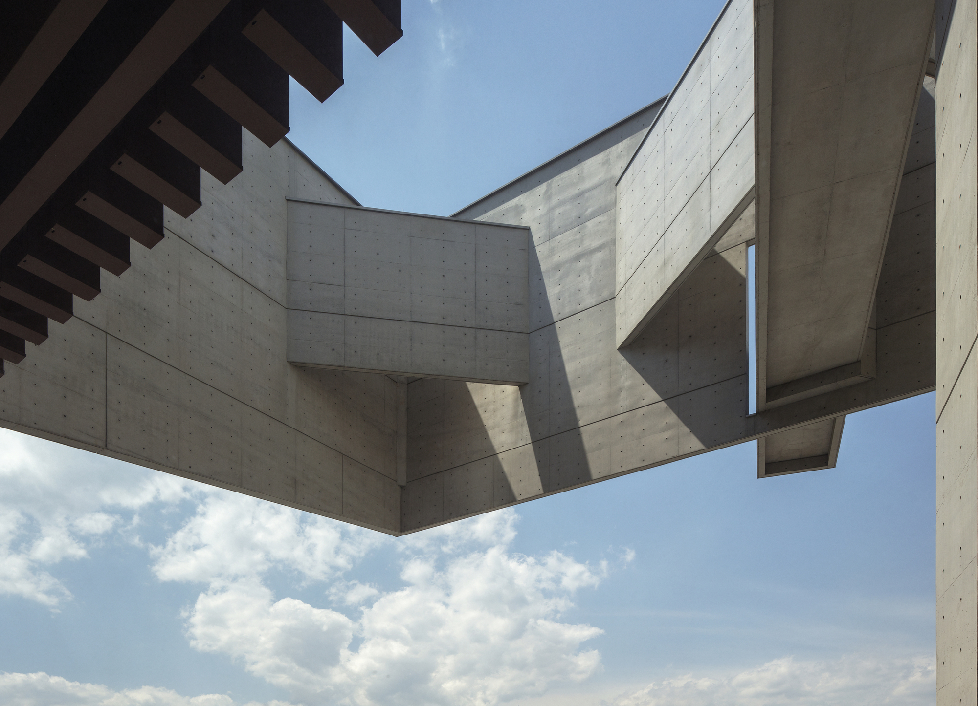 Gallery of Bujeon Glocal Vision Center / Lee Eunseok + Atelier KOMA ...