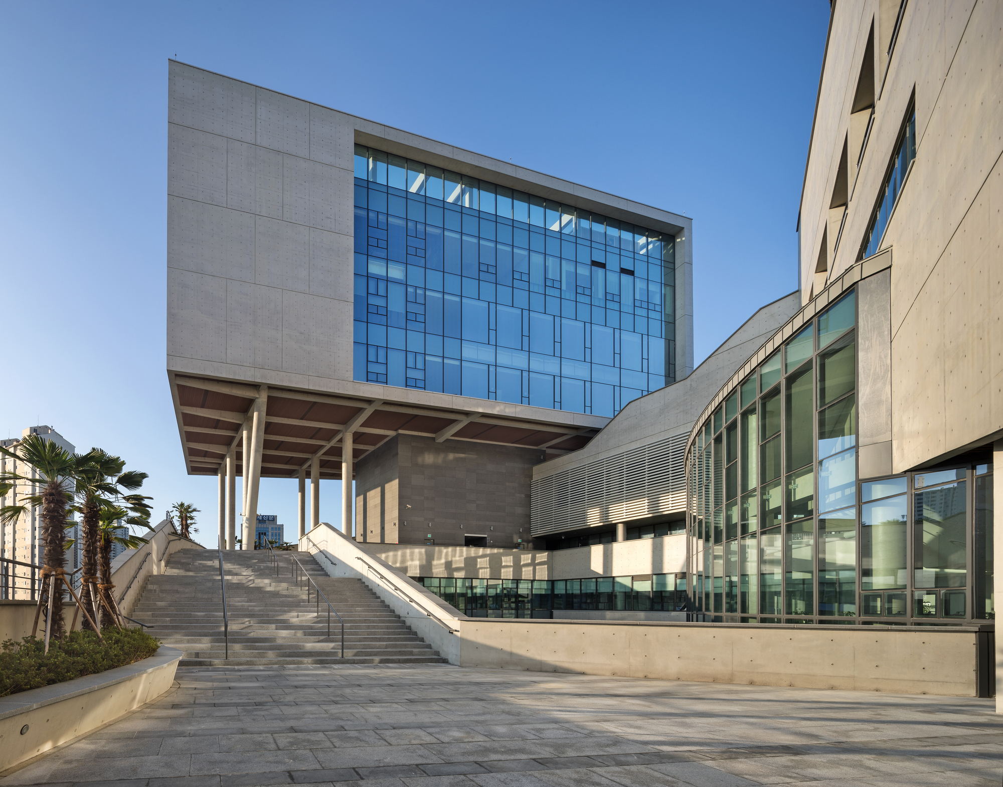 Gallery of Bujeon Glocal Vision Center / Lee Eunseok + Atelier KOMA ...