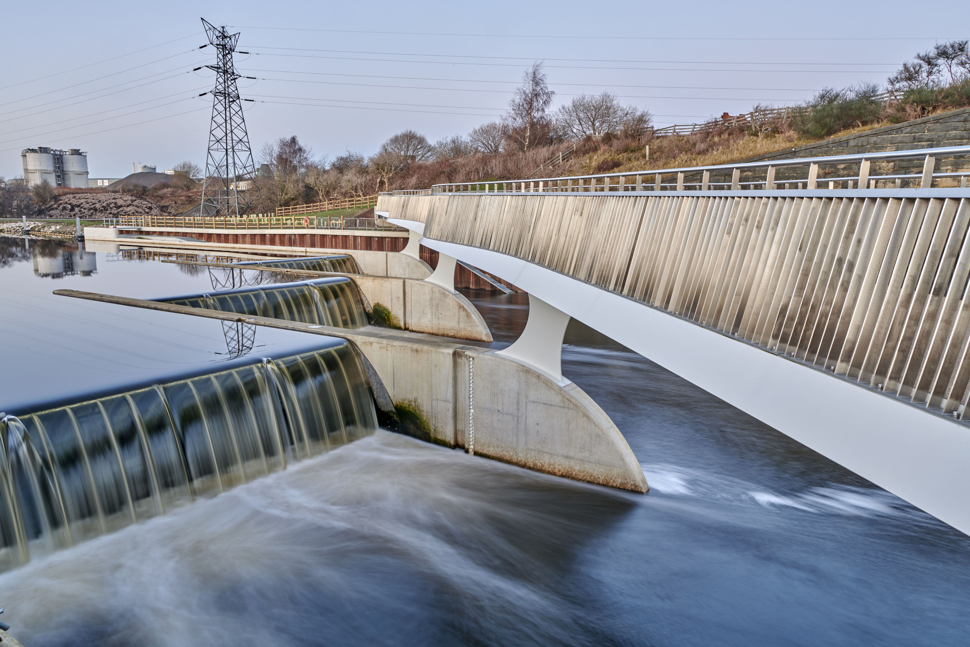 Gallery of Knostrop Weir Foot & Cycle Bridge / Knight Architects - 3