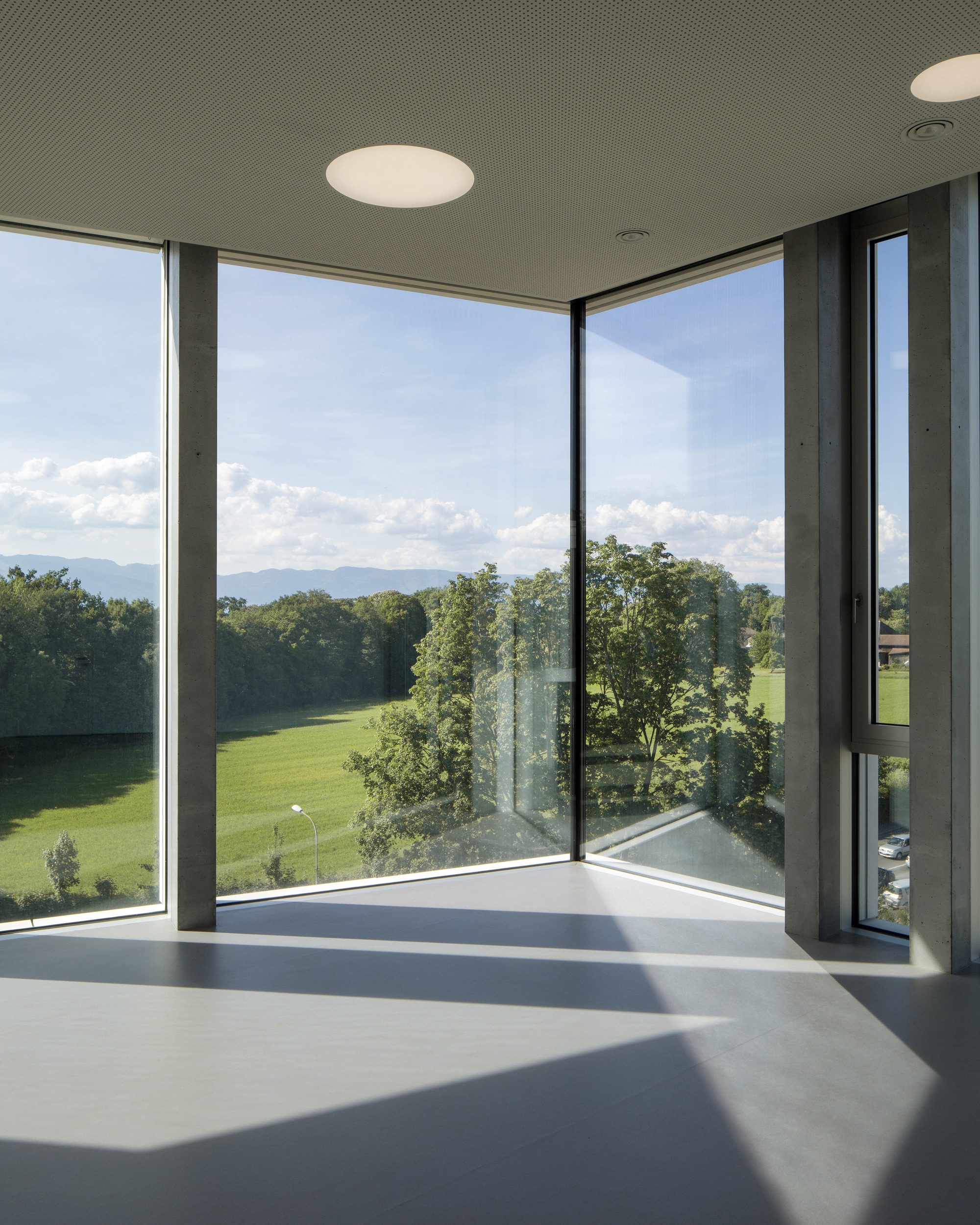 Gallery of Raymond Uldry Business School / meier + associés architectes ...
