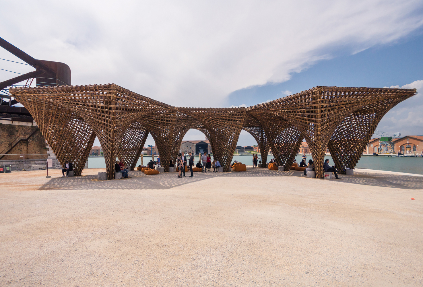 Galeria de Estalactite de bambu / VTN Architects - 2