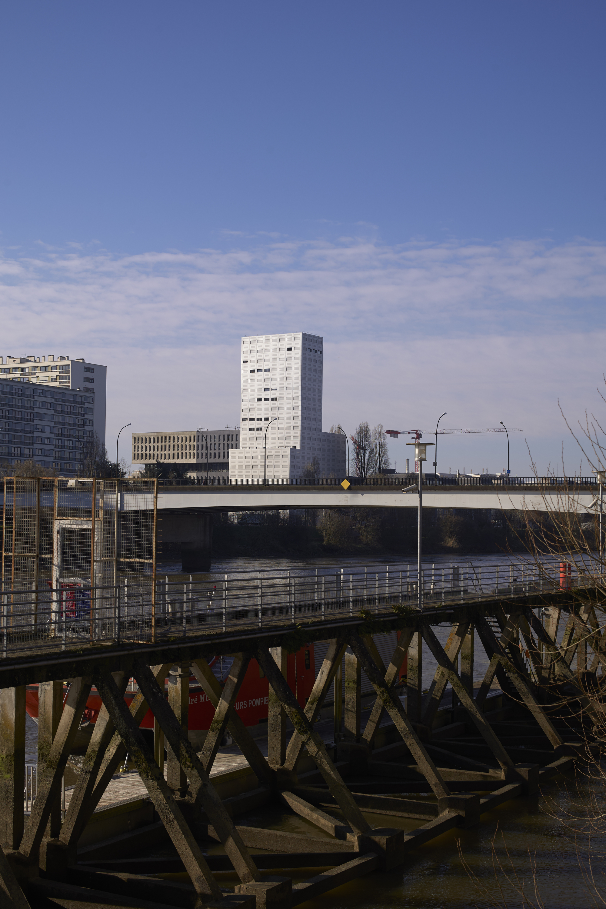Gallery of Tower 360° View / LAN Architecture - 25