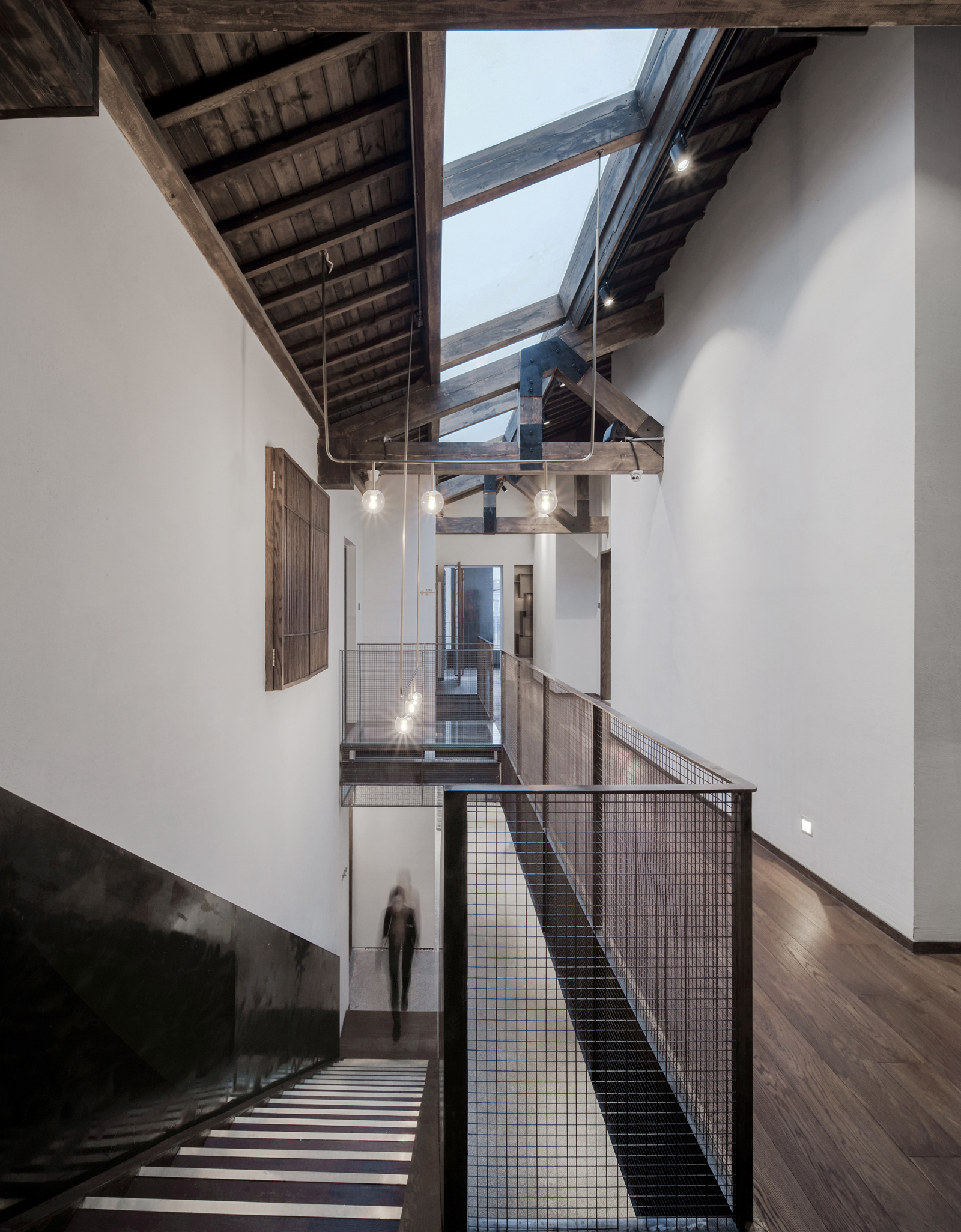 Gallery of Yu Hotel / Shanghai Benzhe Architecture Design - 8