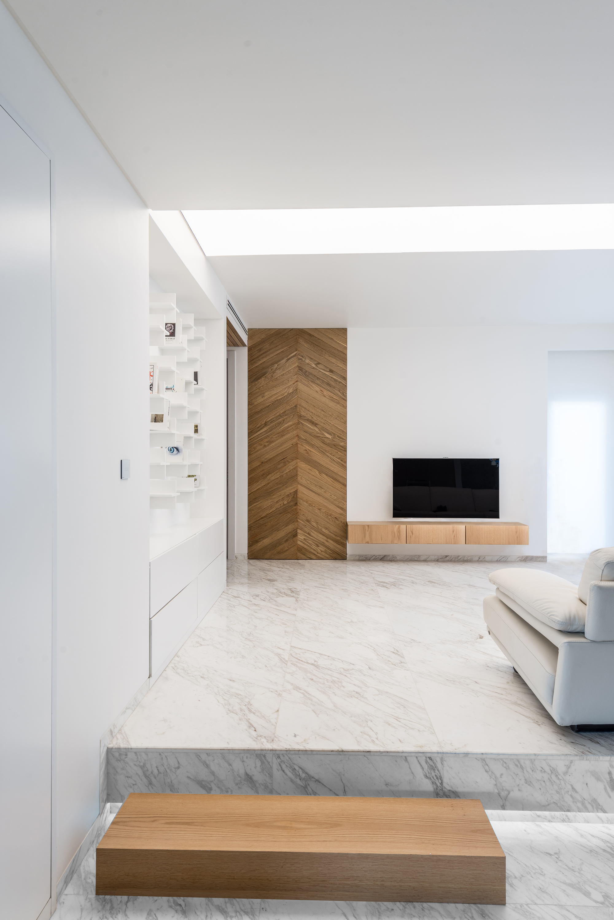 Gallery of Tehran Apartment / Rooydaad Architects - 15