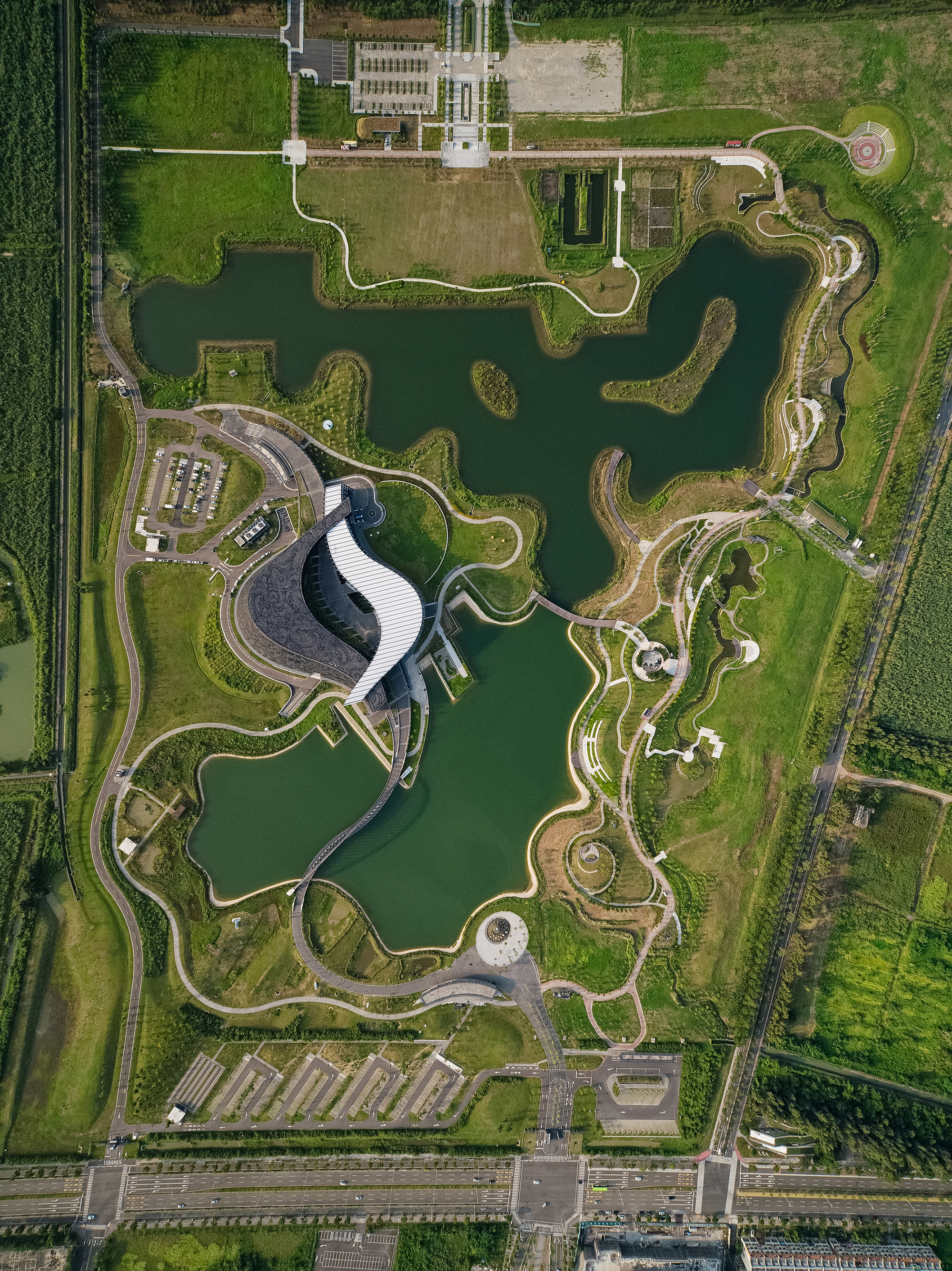 Gallery of Southern Branch of Taiwan Palace Museum / KRIS YAO | ARTECH - 6