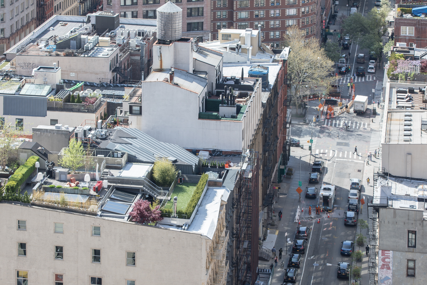 Galería de WORKac diseña una vivienda 'Invisible' en la azotea de un ...