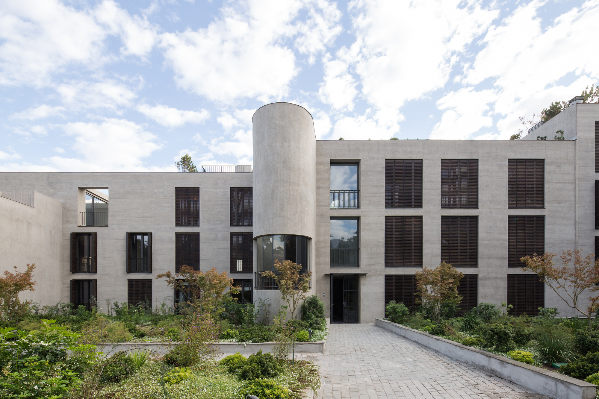 Gallery of San José de la Sierra Building / German del Rio, Nicolas del ...
