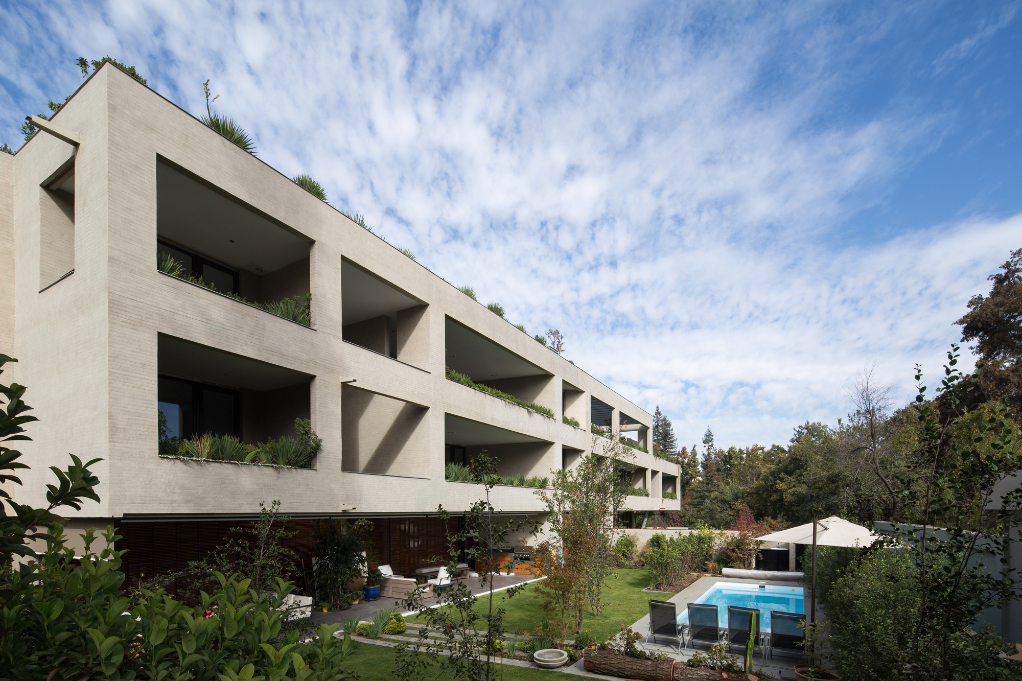 Gallery of San José de la Sierra Building / German del Rio, Nicolas del ...
