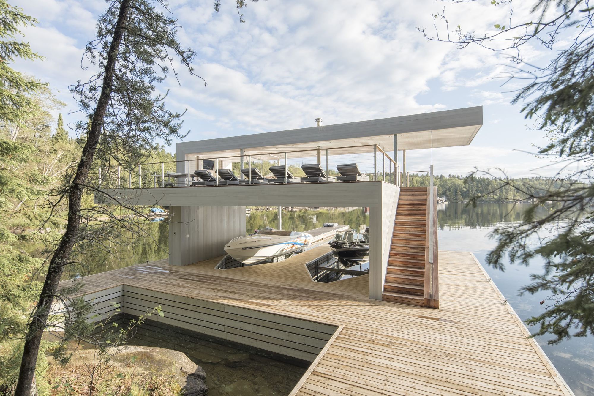 Gallery of 10 Boathouses That Take Architecture Over the Edge of Dry ...