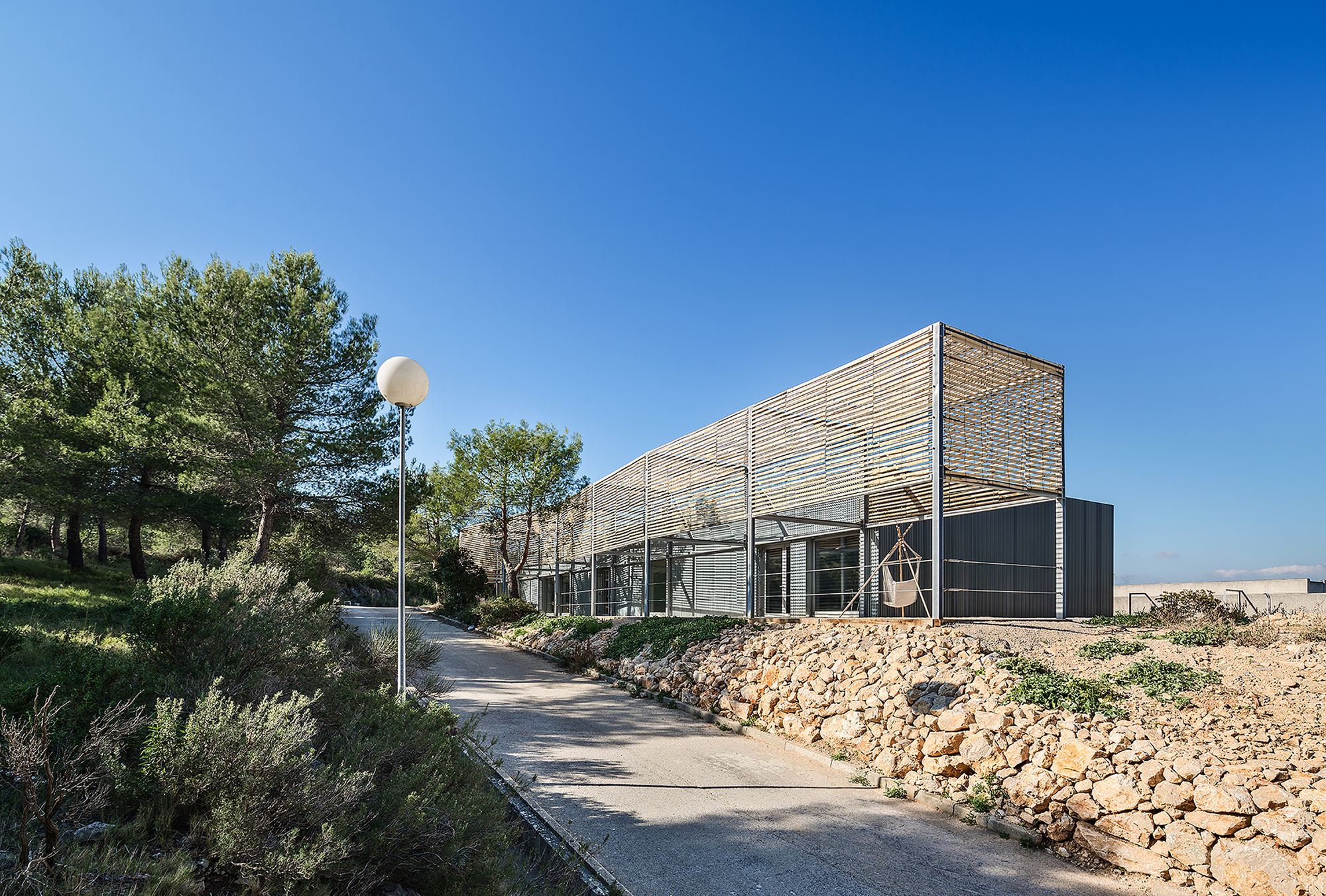 Gallery of 15 Inspiring Architecture School Buildings from Around the ...