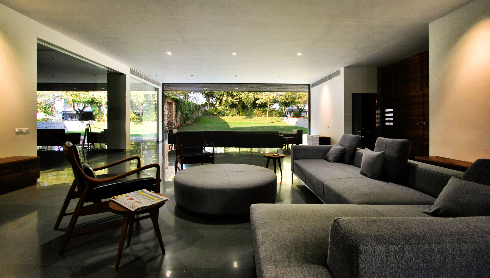 Gallery of Private Residence No. 07 / FLXBL Design Consultancy - 16