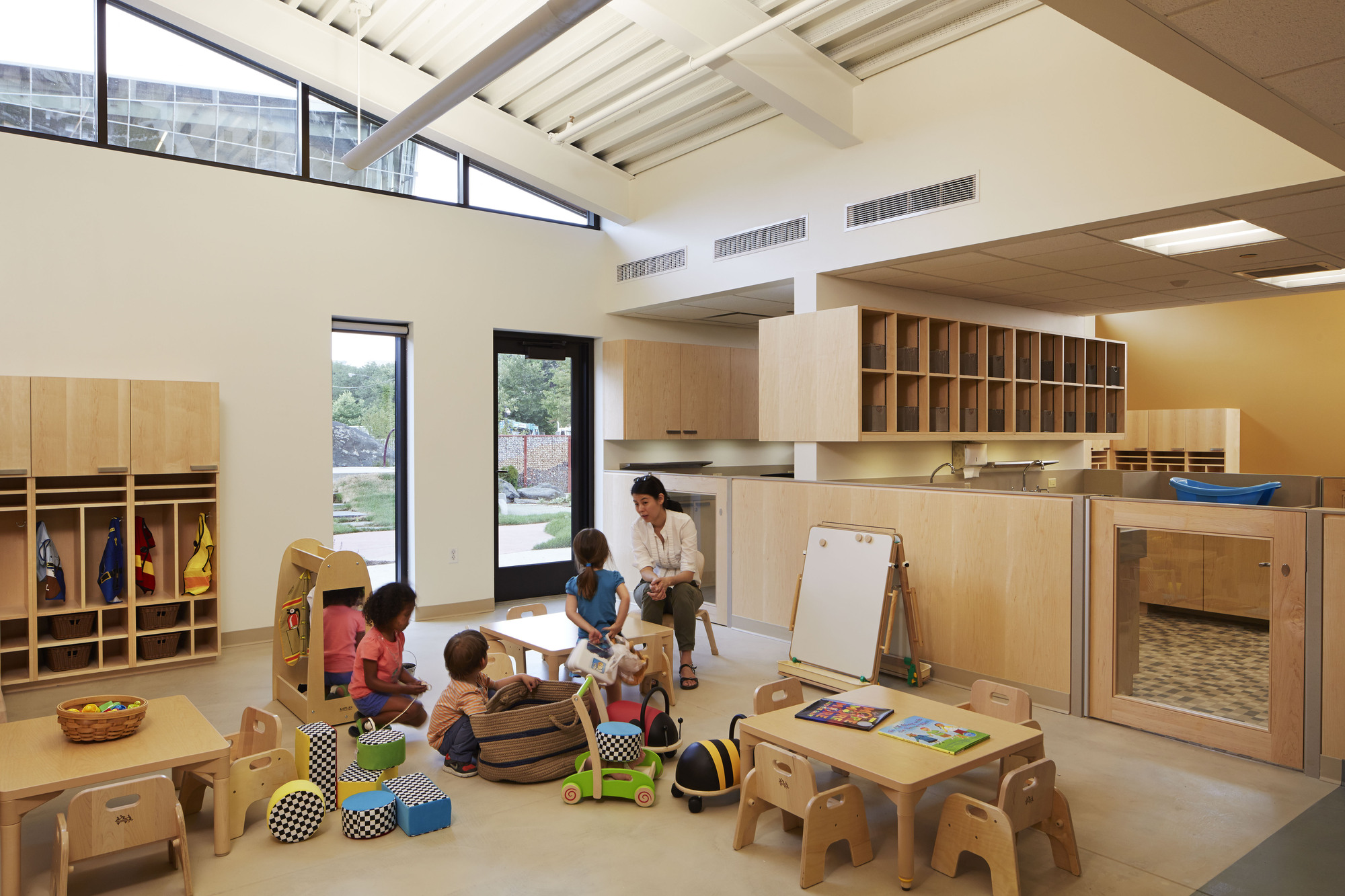 Gallery of UChicago Child Development Center Stony Island / Wheeler ...