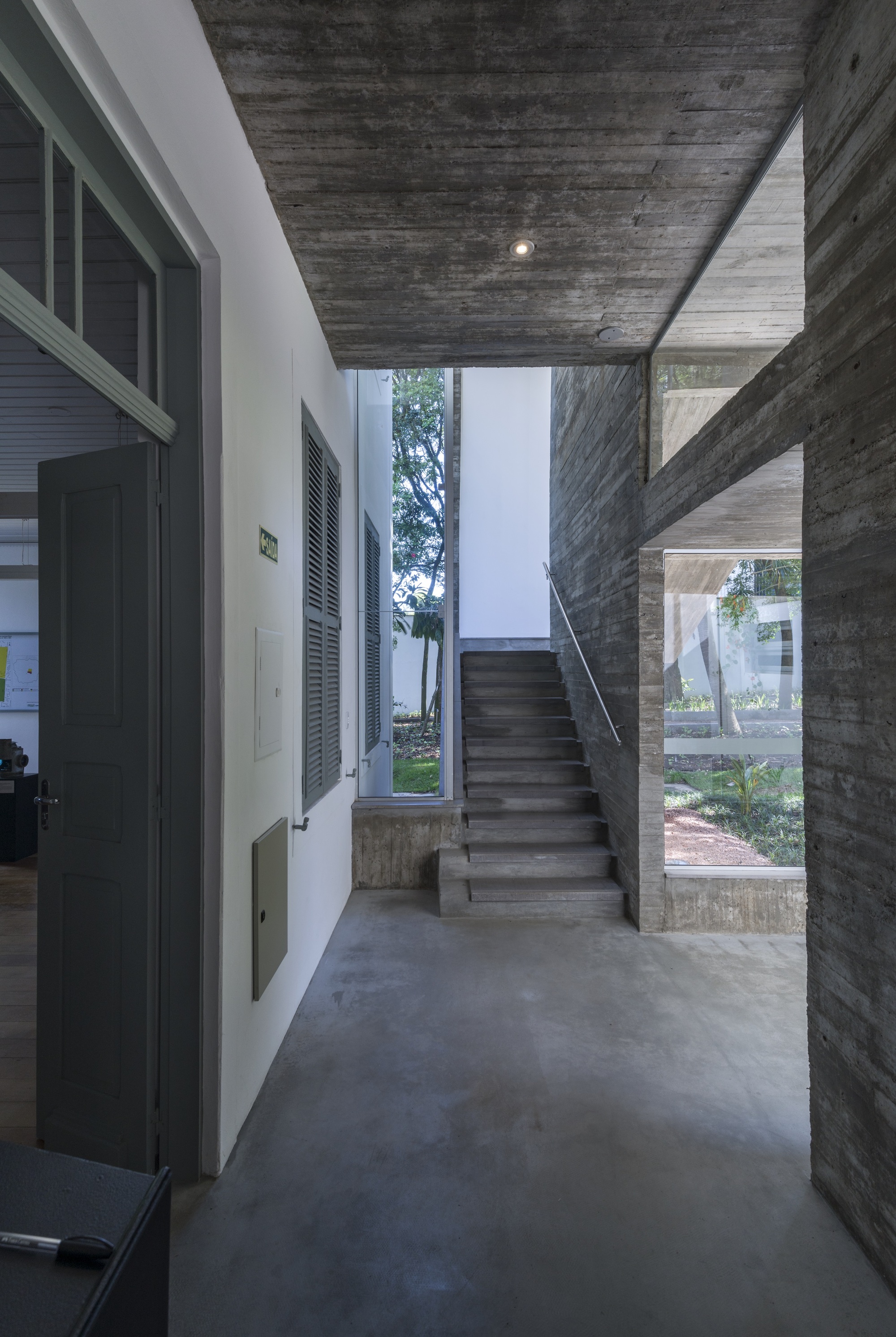 Gallery of Rosa House / Kiefer Arquitetos - 17