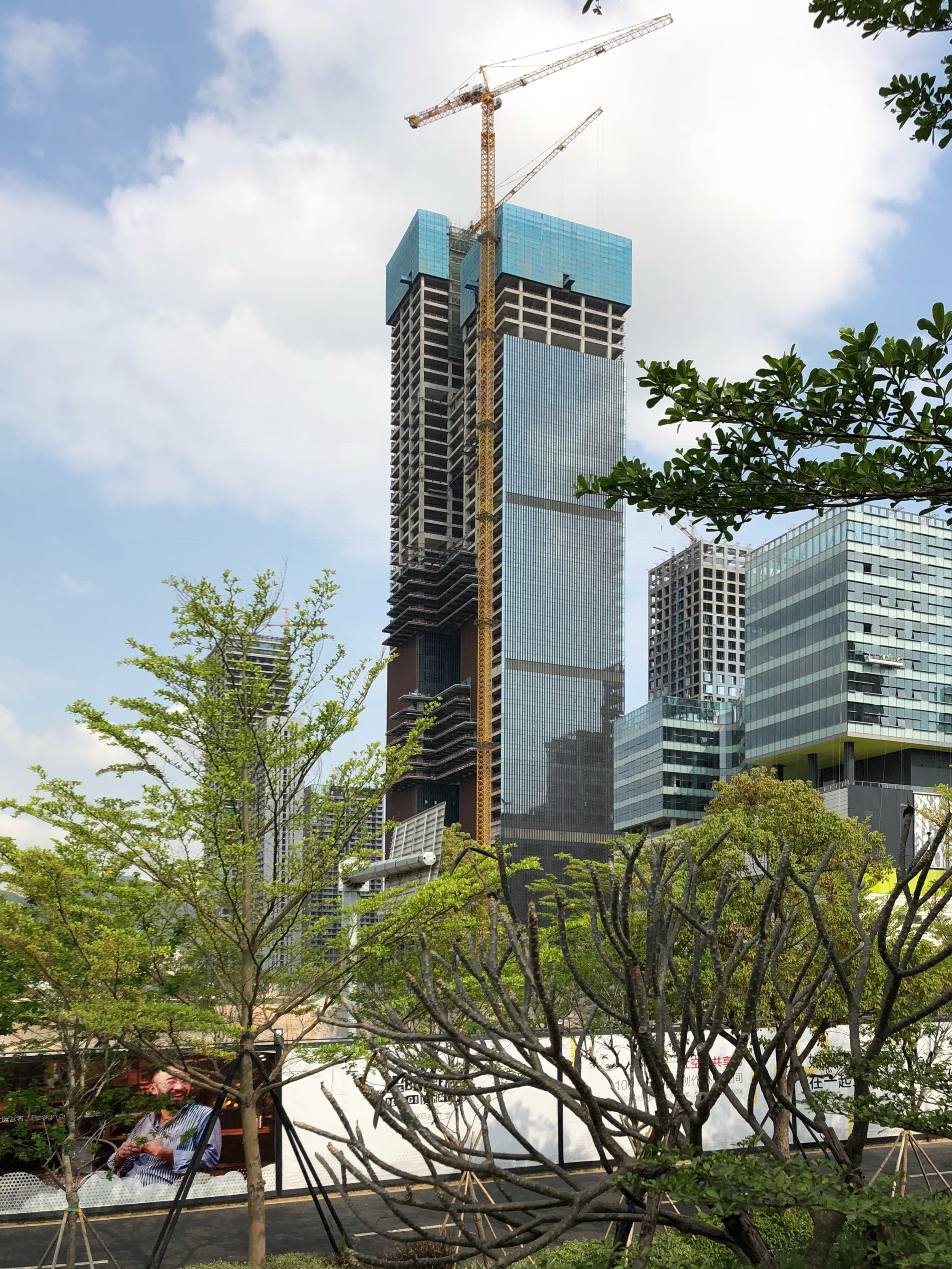 Gallery of WOHA's First Office Skyscraper in China Tops Out in Shenzhen ...