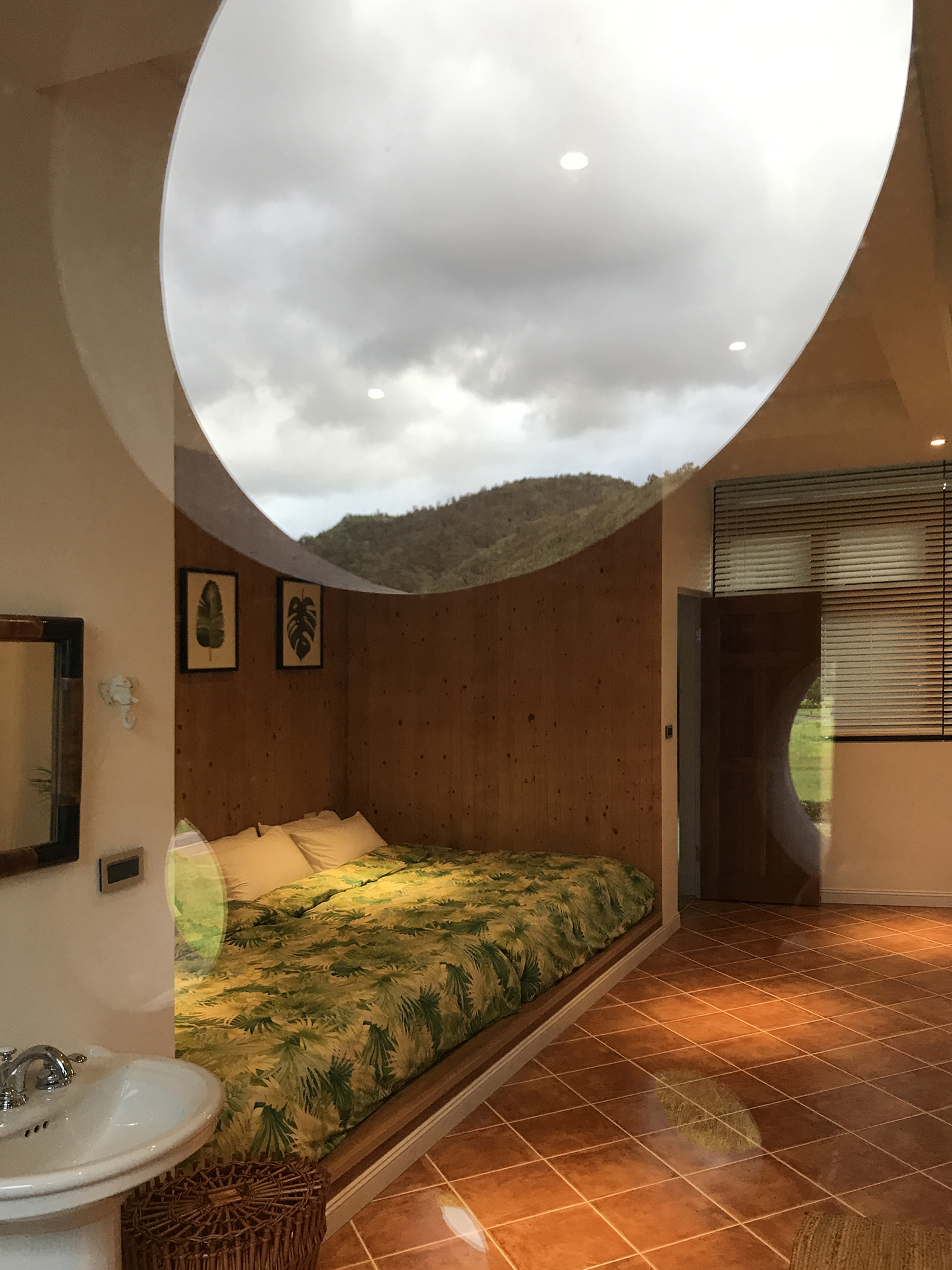 Gallery of Onyx Lit House / Emerge Architects - 13