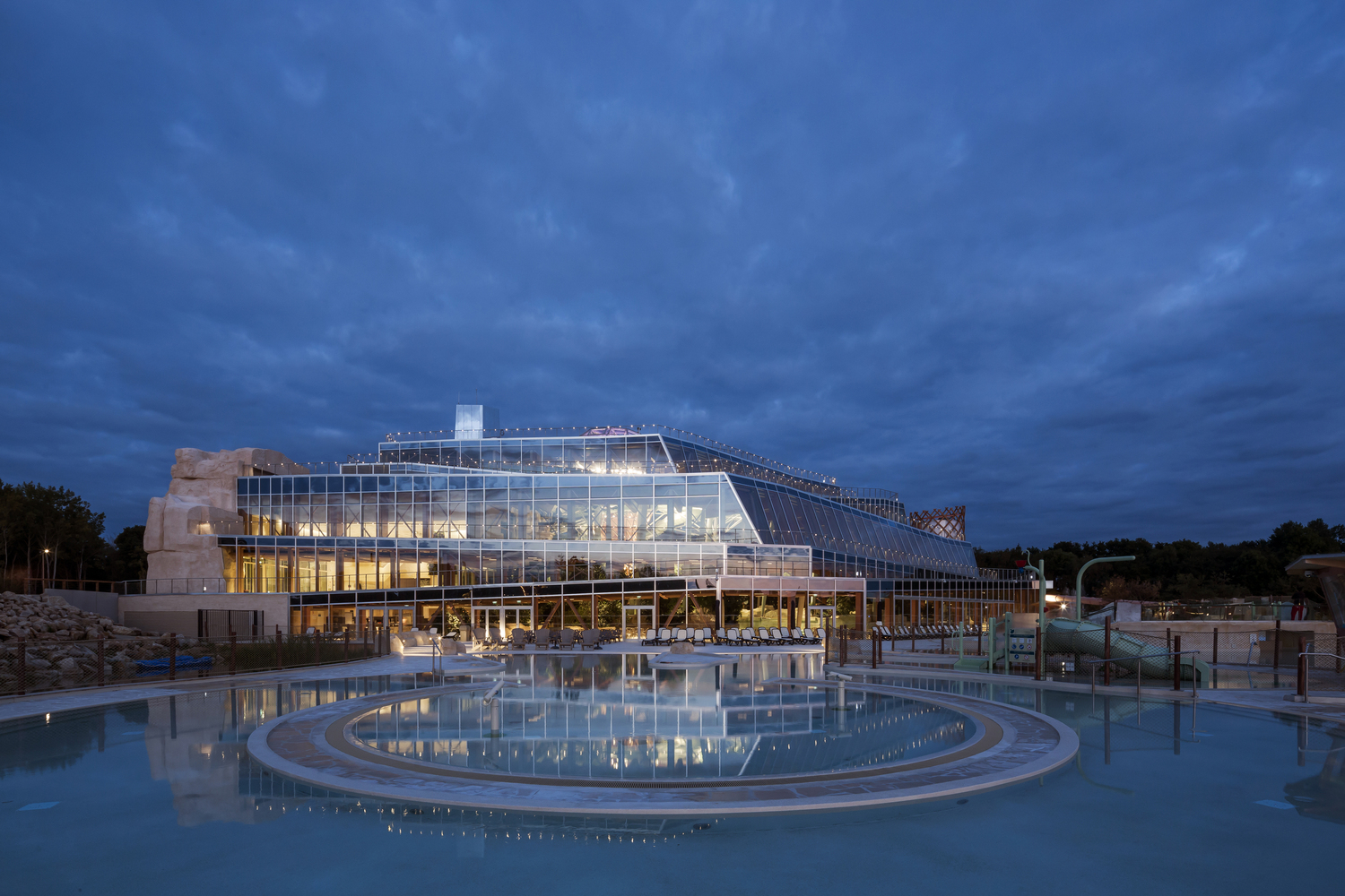 Gallery of Water Park Aqualagon / Jacques Ferrier Architecture - 12