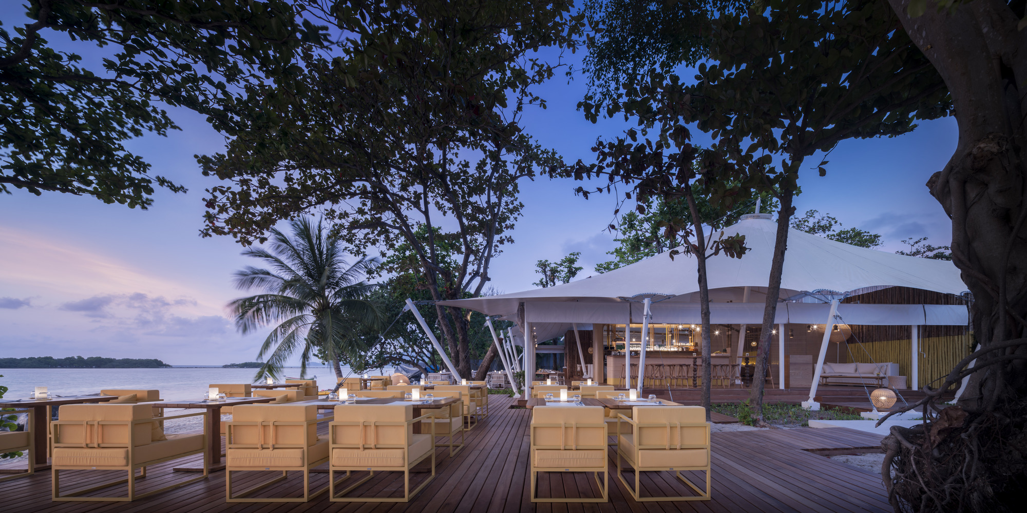 Gallery of SALA Samui Chaweng Beach Resort / onion - 13