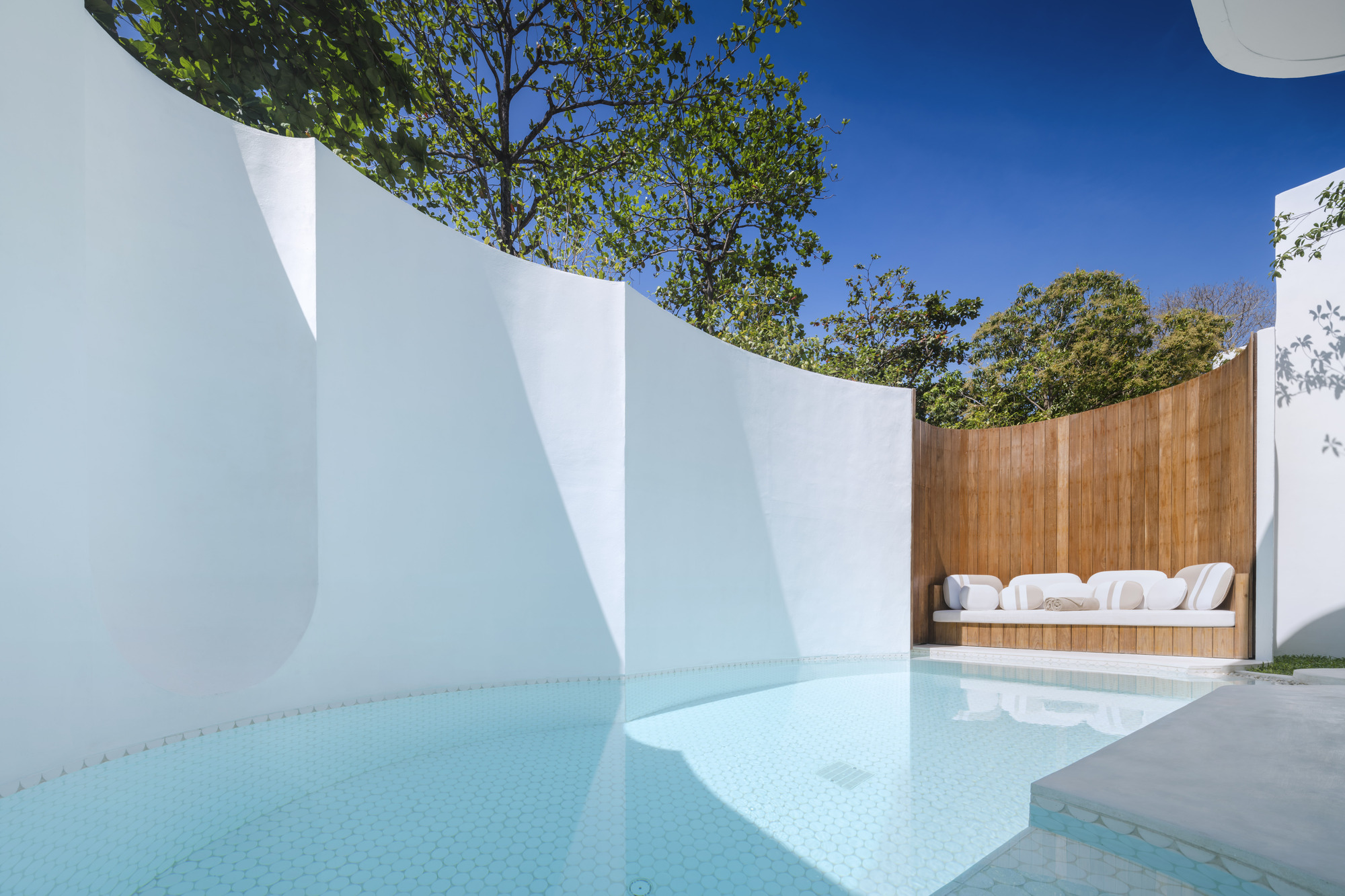 Gallery of SALA Samui Chaweng Beach Resort / onion - 31