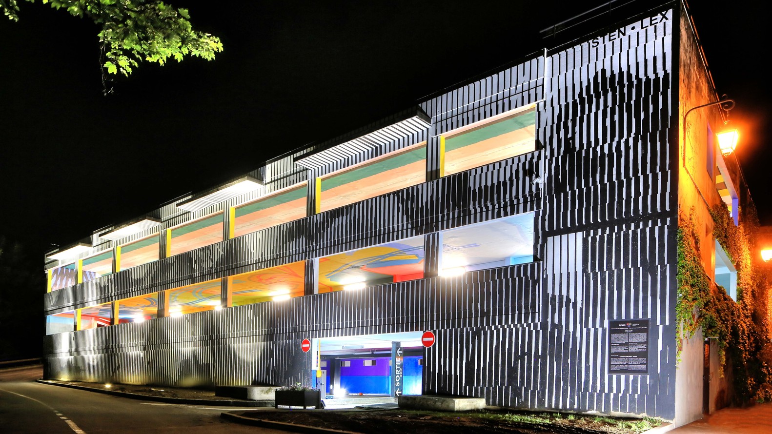 Gallery of The Most Innovative Parking Structures From Around the World ...