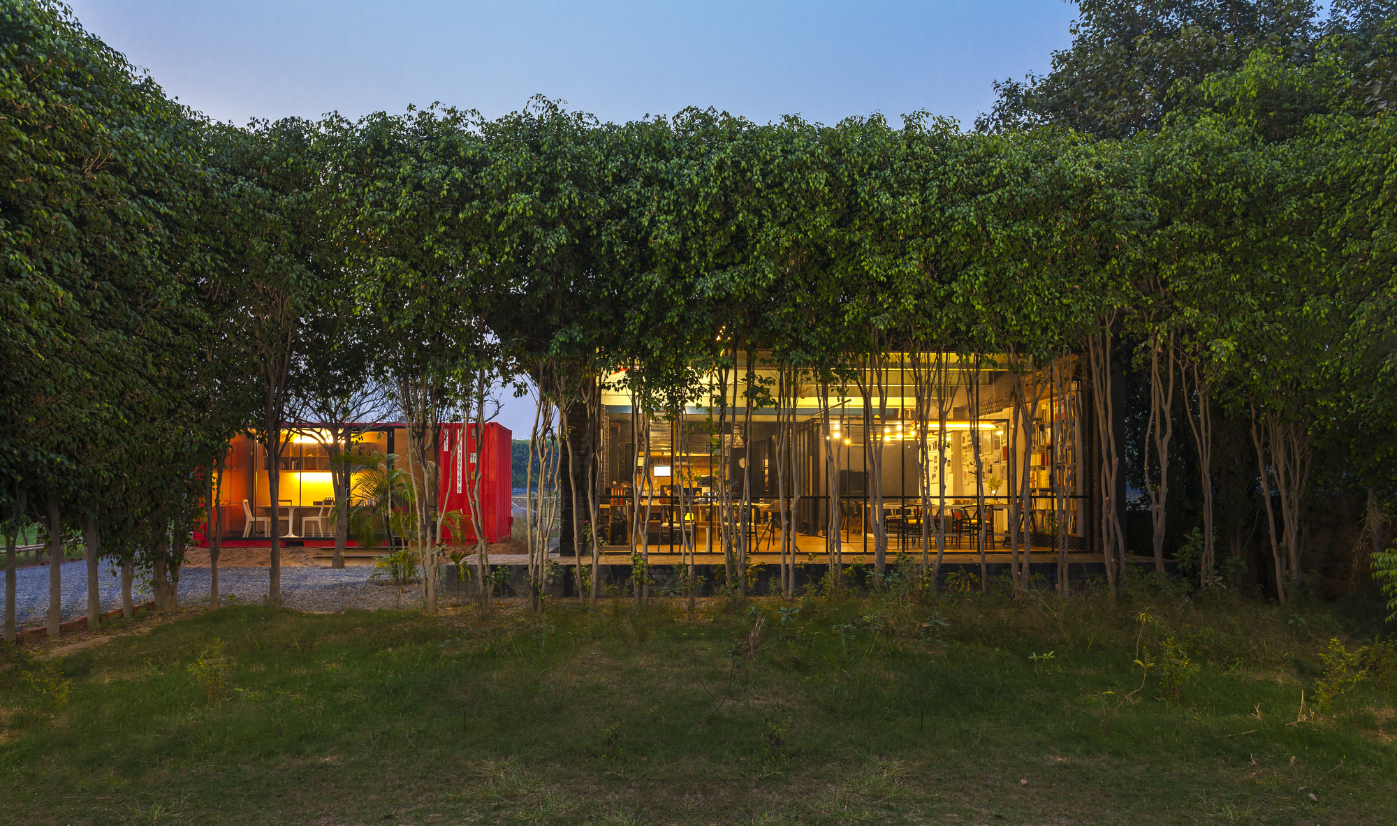 Gallery of Studio 3 / Architecture Discipline - 16