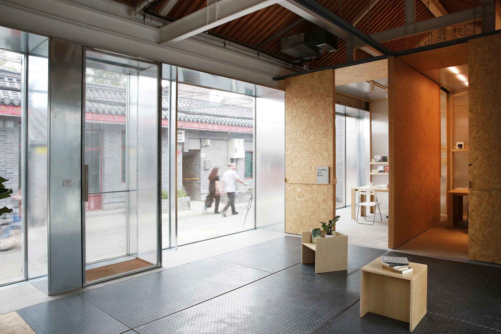 Gallery of Revitalizing Theatrical Hutongscape / MINOR lab - 6