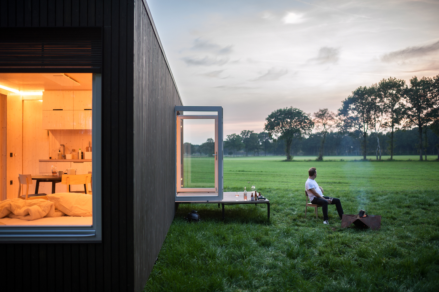 Gallery of Micro-Architecture: 40 Big Ideas for Small Cabins - 30