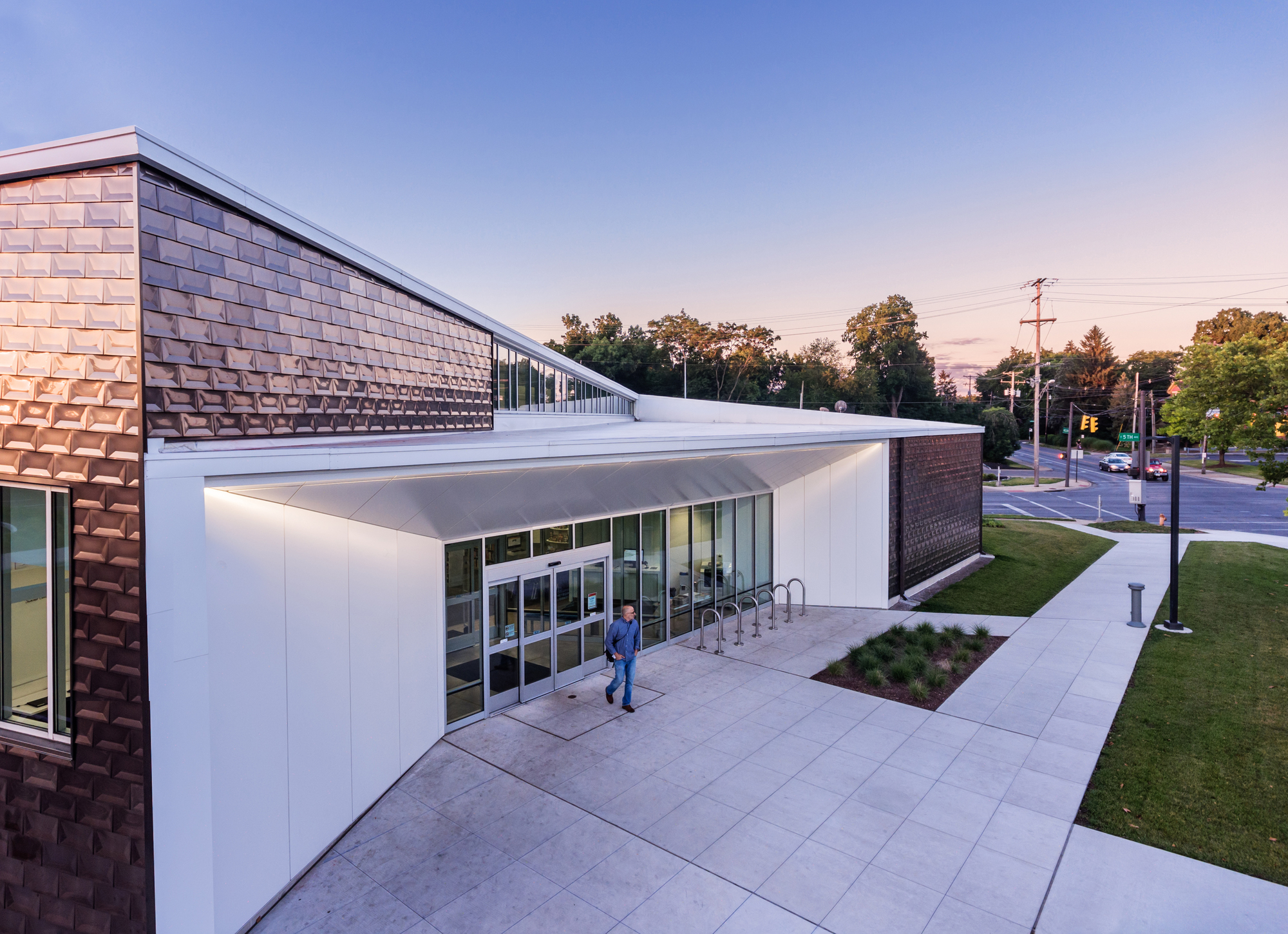 Gallery of Shepard Library / Moody Nolan - 8