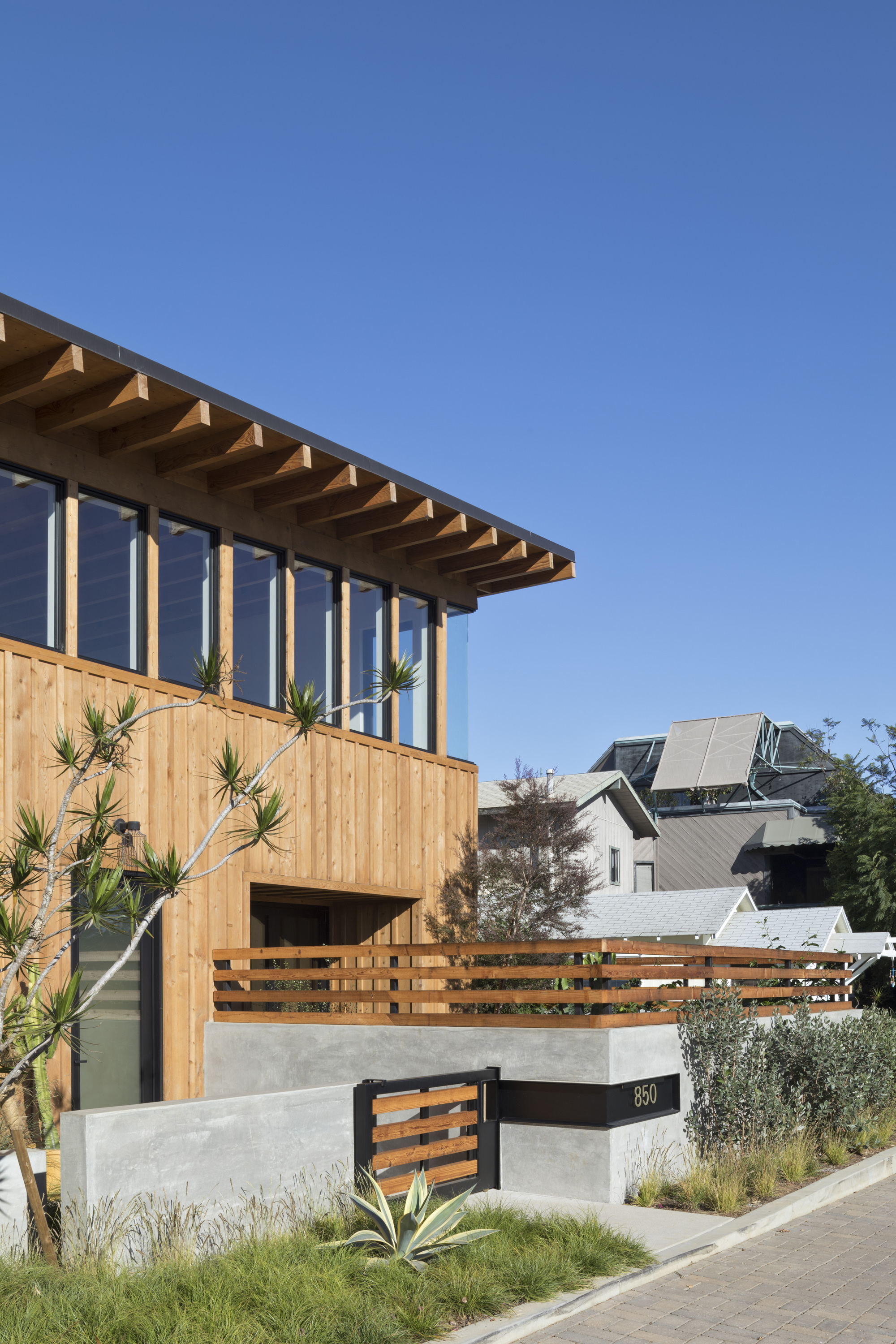 Gallery of Cornish House / Brett Farrow Architect - 15