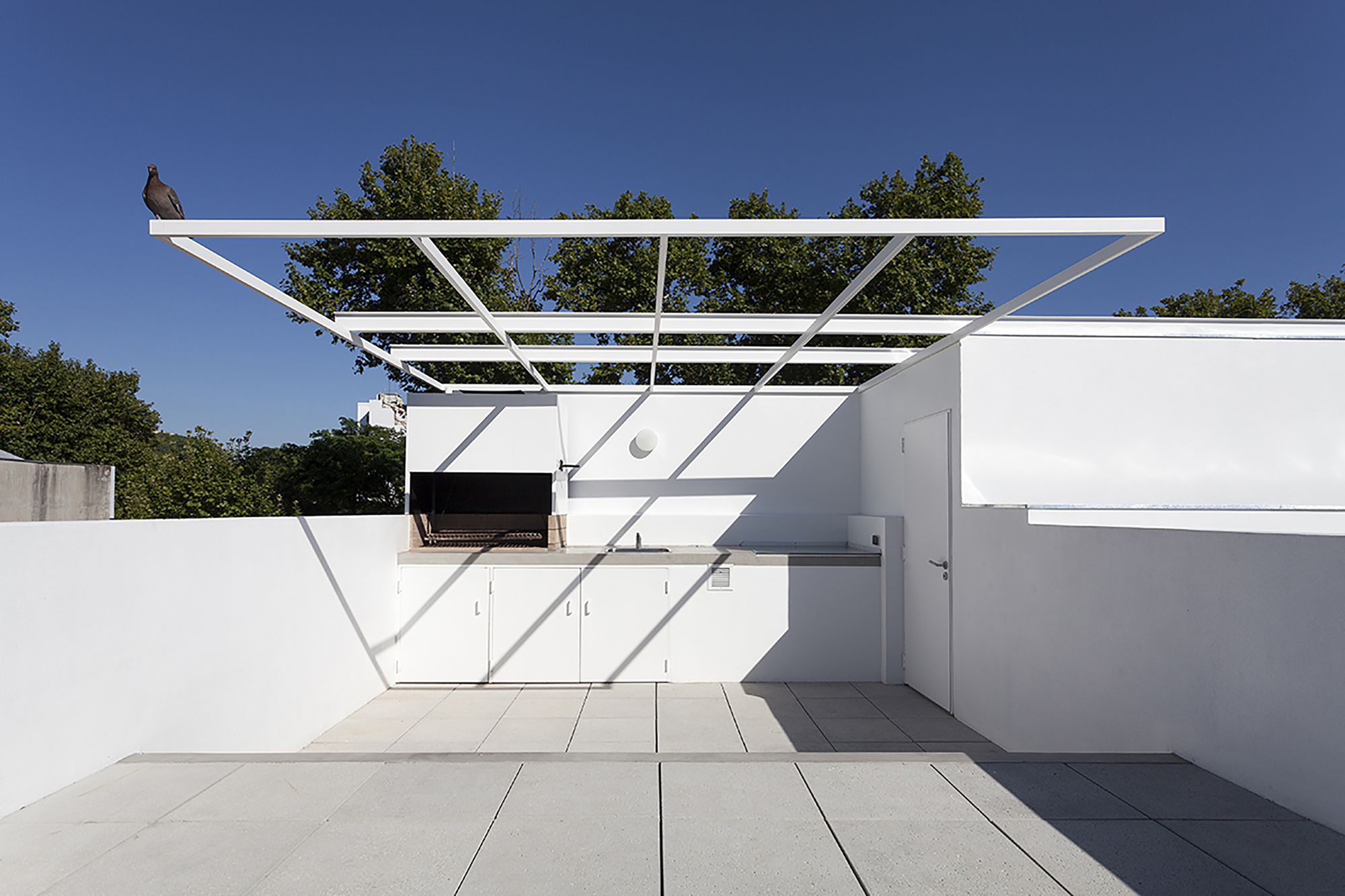 Gallery of PH Thames / Alonso&Crippa - 1