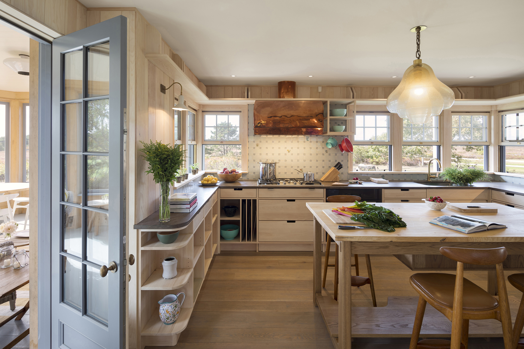 Gallery of Meadow Beach House / Andrew Franz Architect - 8