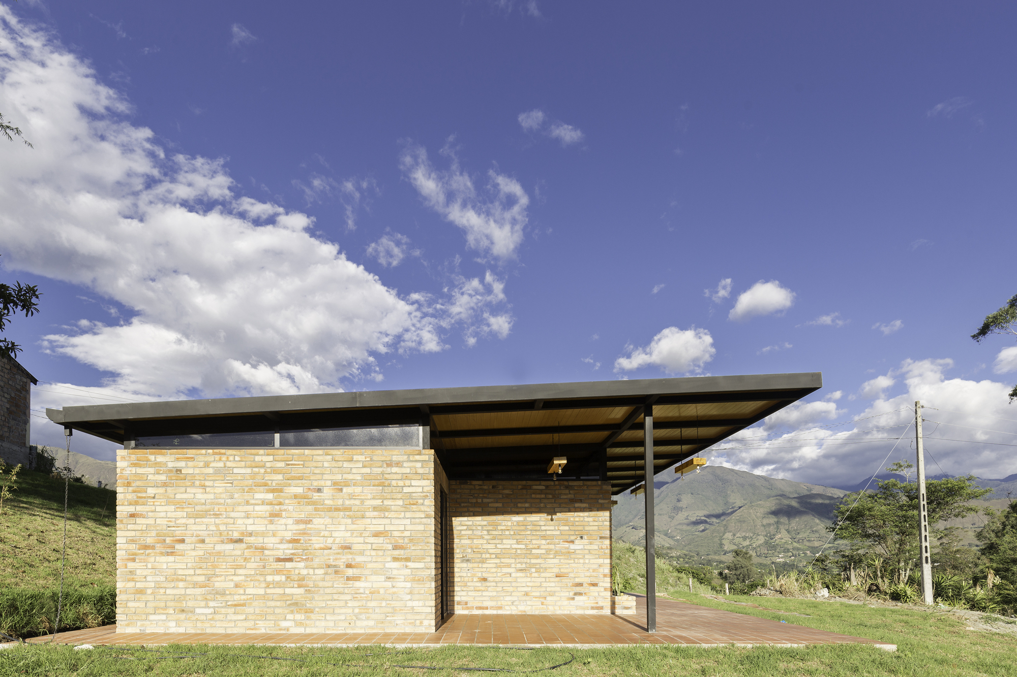 Gallery of Lozano House / David Regalado Arquitectura - 7