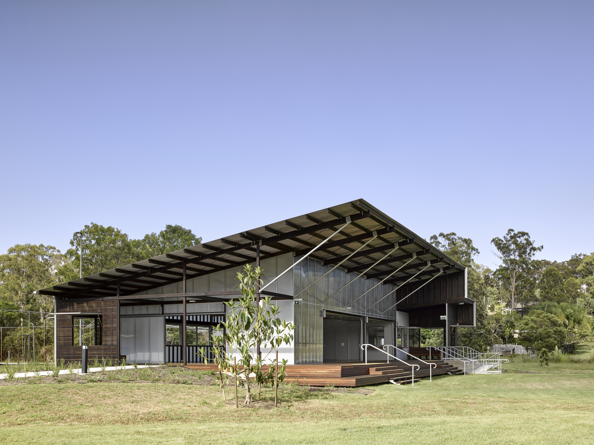 Gallery of Curra Community Hall / Bark Design Architects - 19