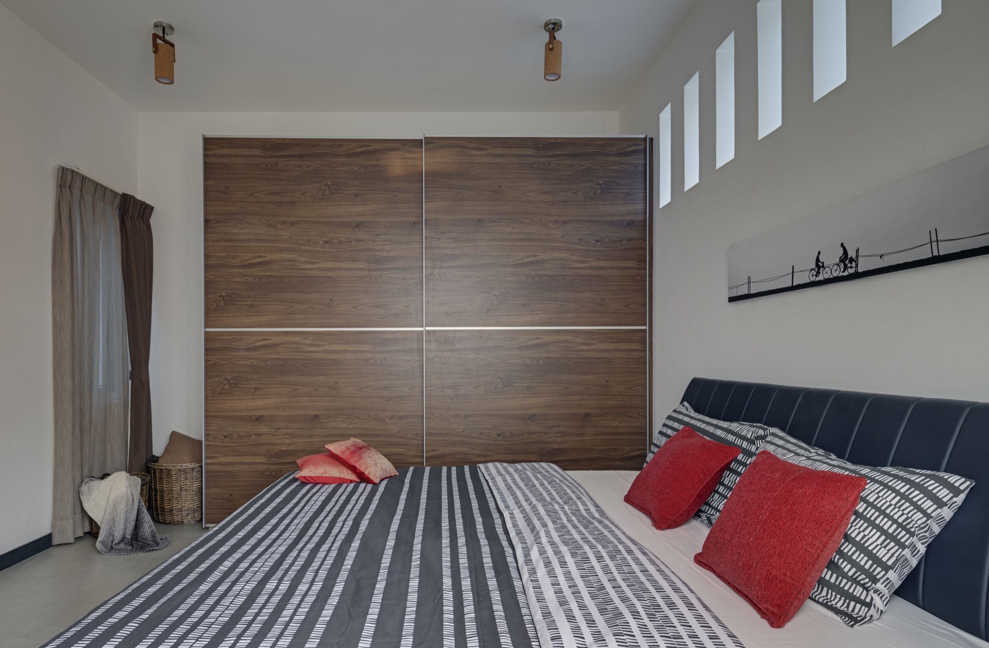 Gallery of Rohan / Ashwin Architects - 12