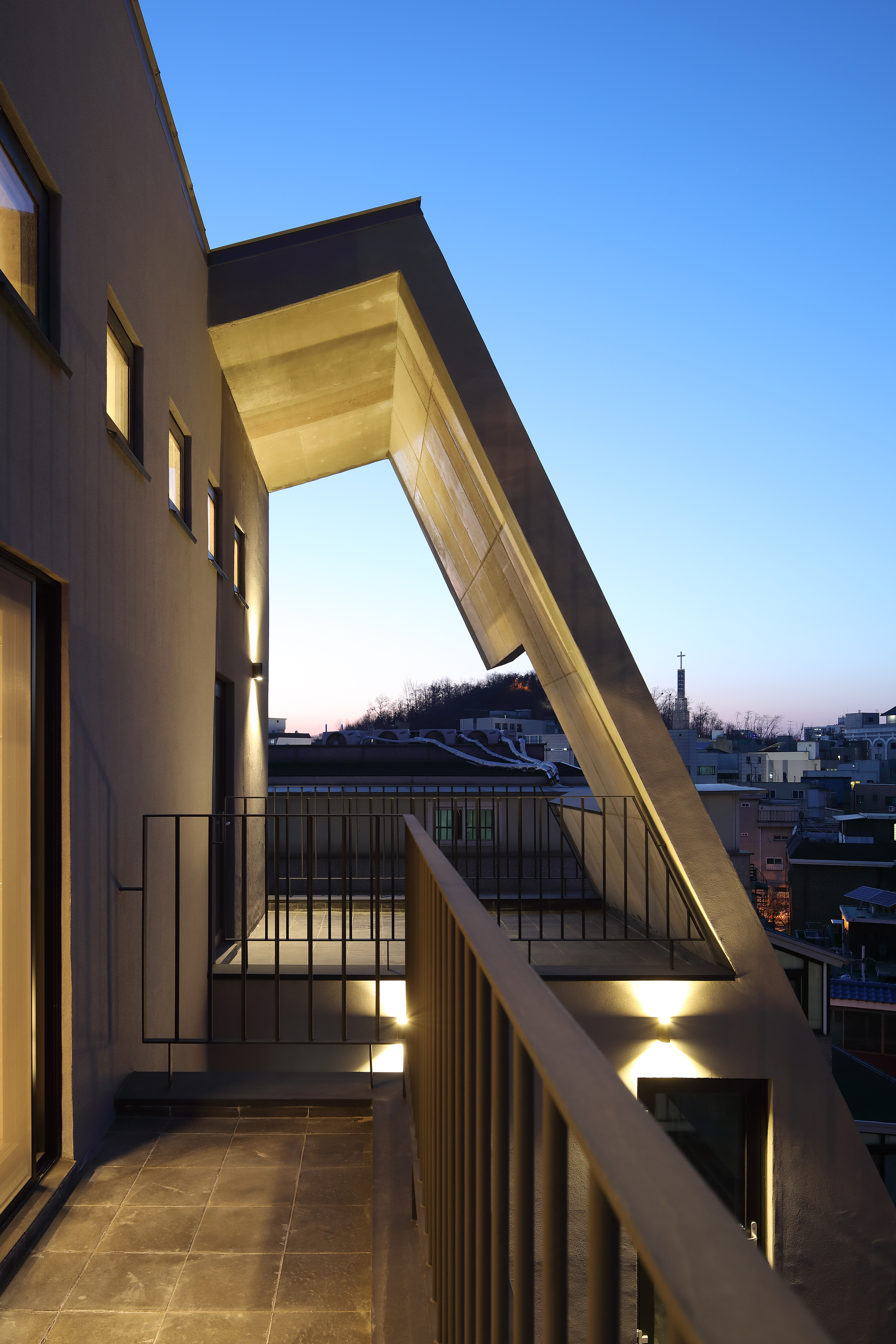 Gallery of Yeonnam-dong ZORB / modo architect office - 5