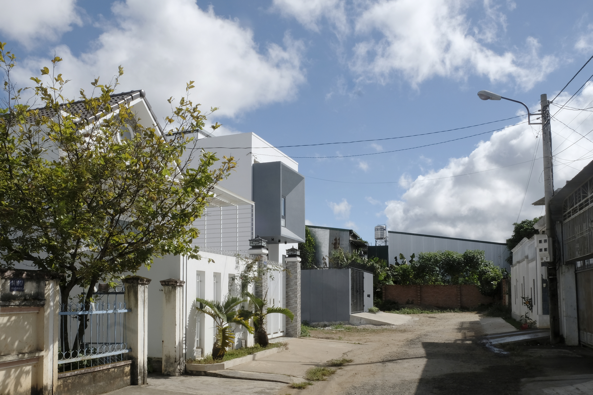 Gallery of MHD House / 7A Architecture Studio - 10