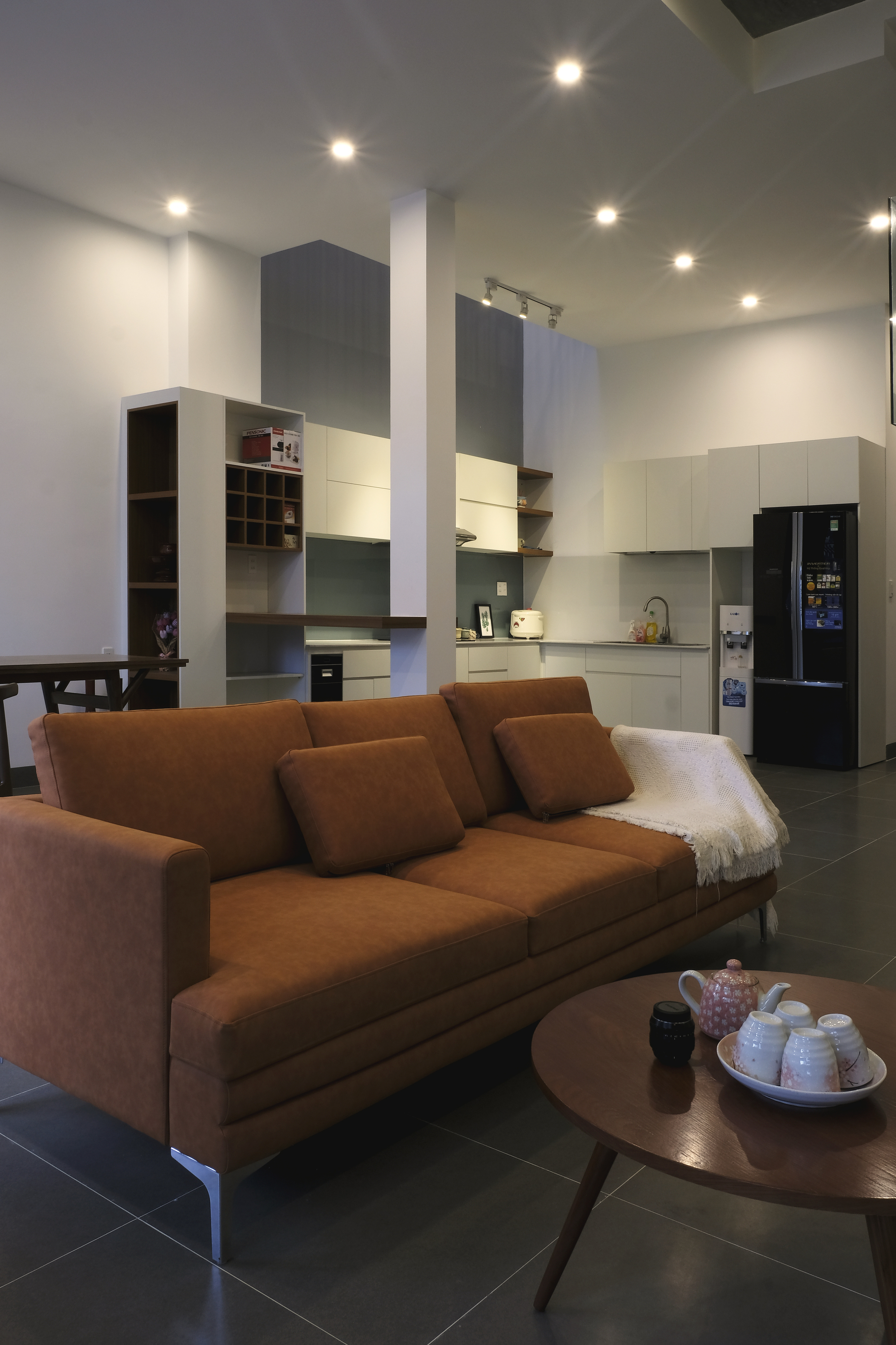 Gallery of MHD House / 7A Architecture Studio - 4