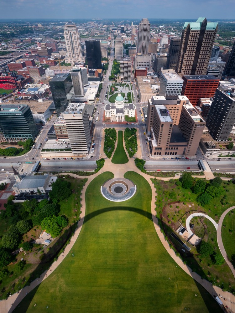Gallery of Gateway Arch Museum / Cooper Robertson - 14