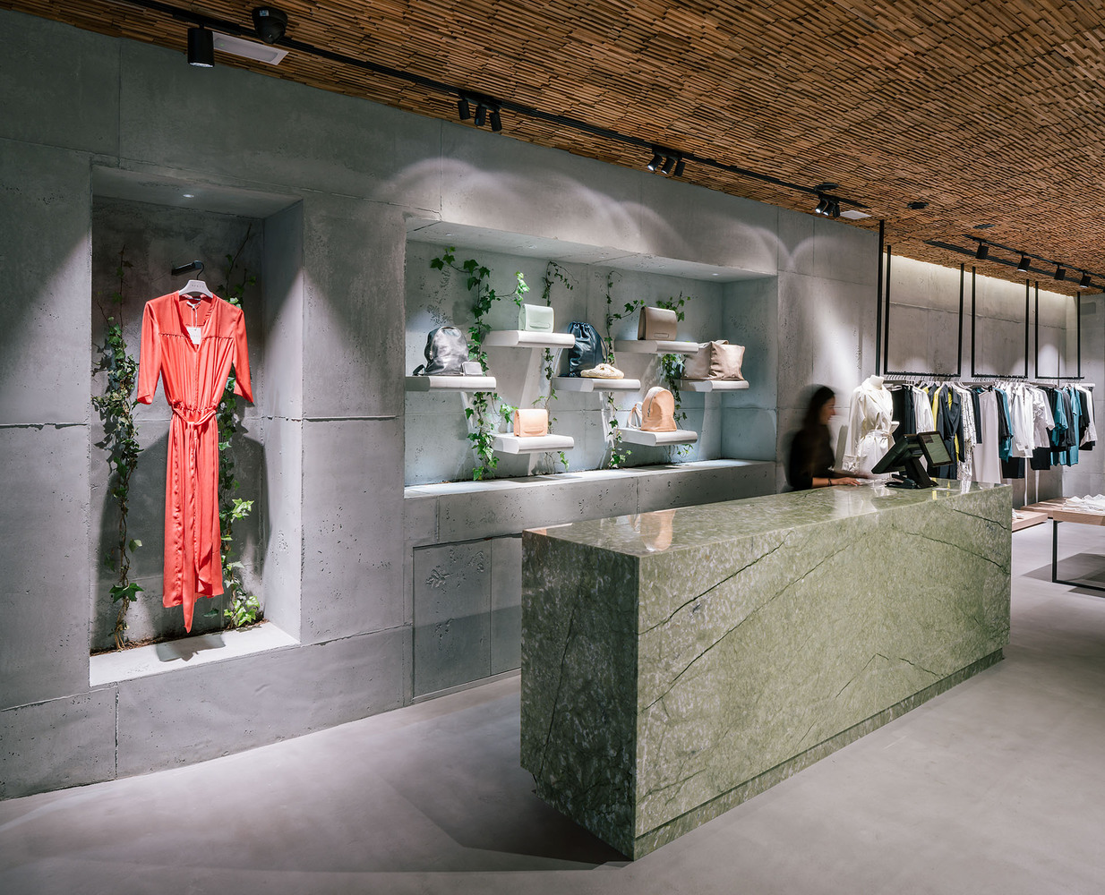 Gallery of Hence Flagship Store Madrid / Destudio Arquitectura - 38