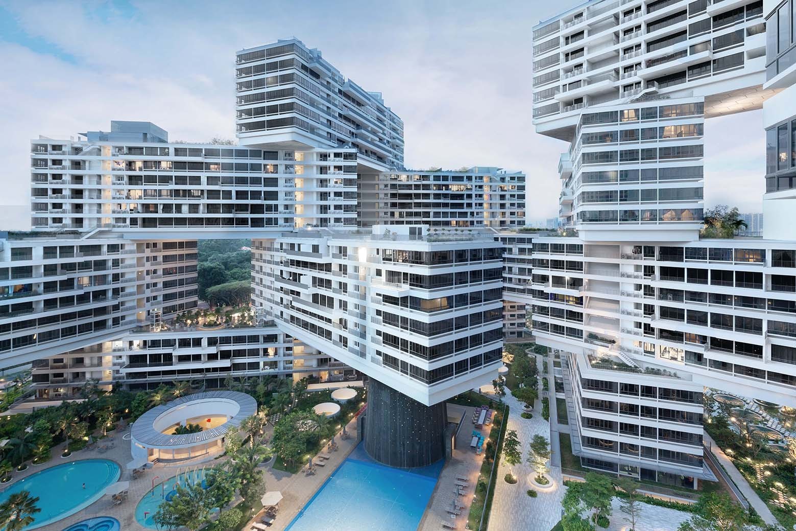 Gallery of Rem Koolhaas on Identity and Conformity in the Digital City - 2