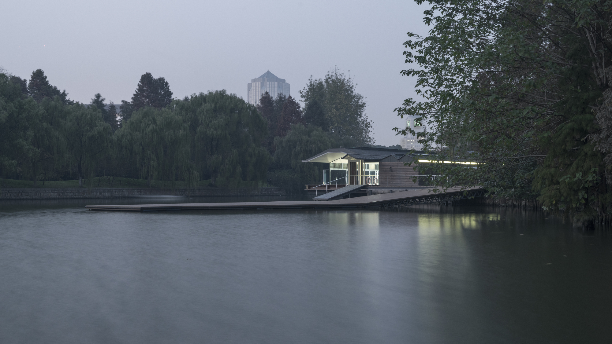 Gallery of Deep Dive Rowing Club / Scenic Architecture Office - 24