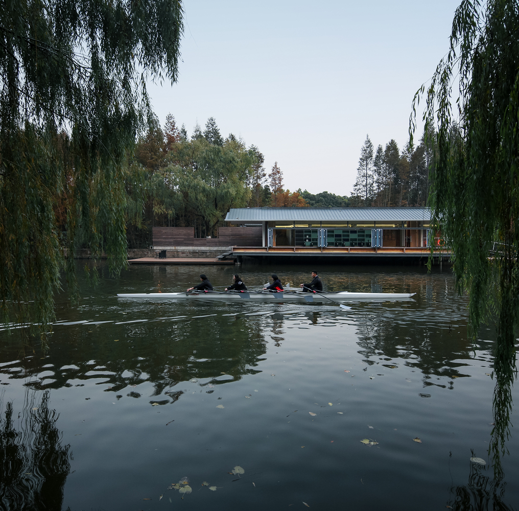 Gallery of Deep Dive Rowing Club / Scenic Architecture Office - 21