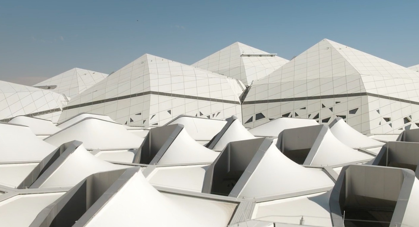 Gallery of New Video Celebrates the Prismatic Complexity of Zaha Hadid ...