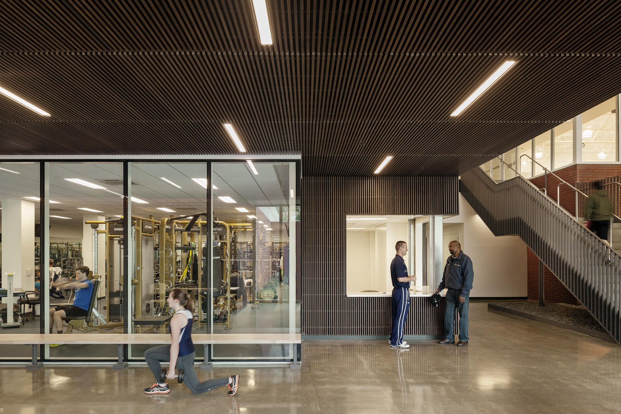 Galería de Centro deportivo Cal Maritime / WRNS Studio - 3