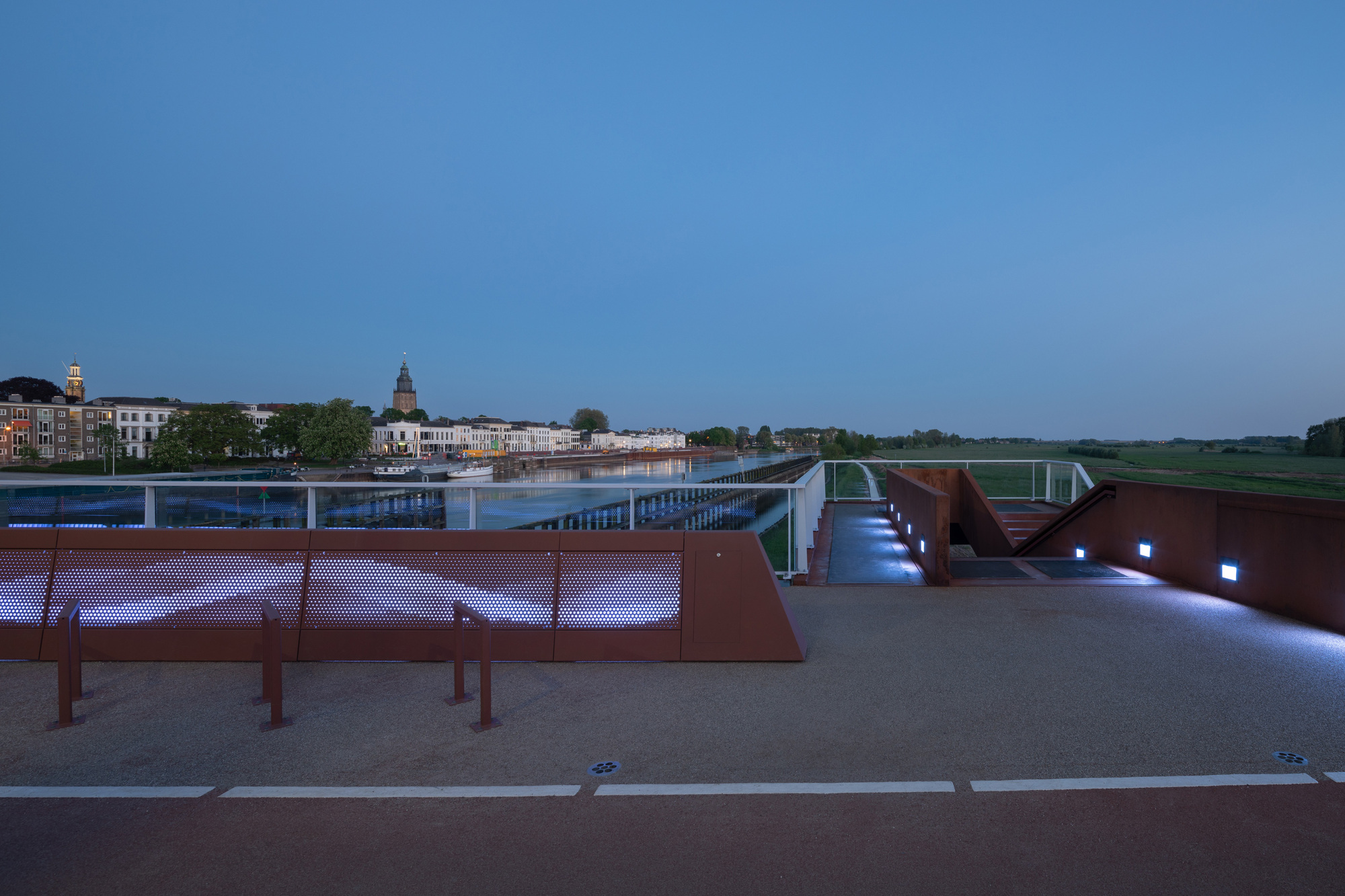 Gallery of IJssel Bridge / MoederscheimMoonen Architects - 9