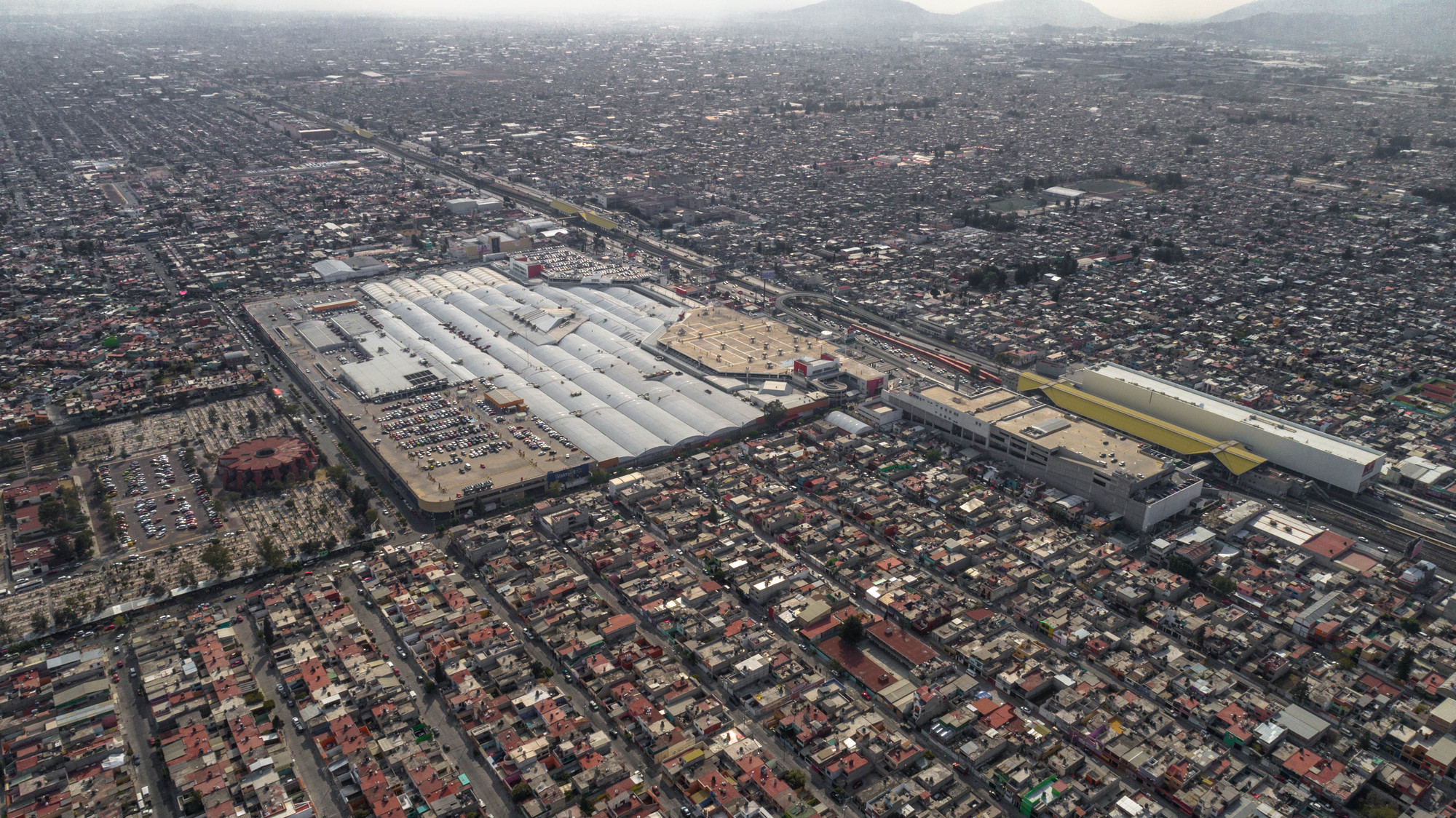 Galería de Soy de Azteca: estéticas de la periferia en México - 4