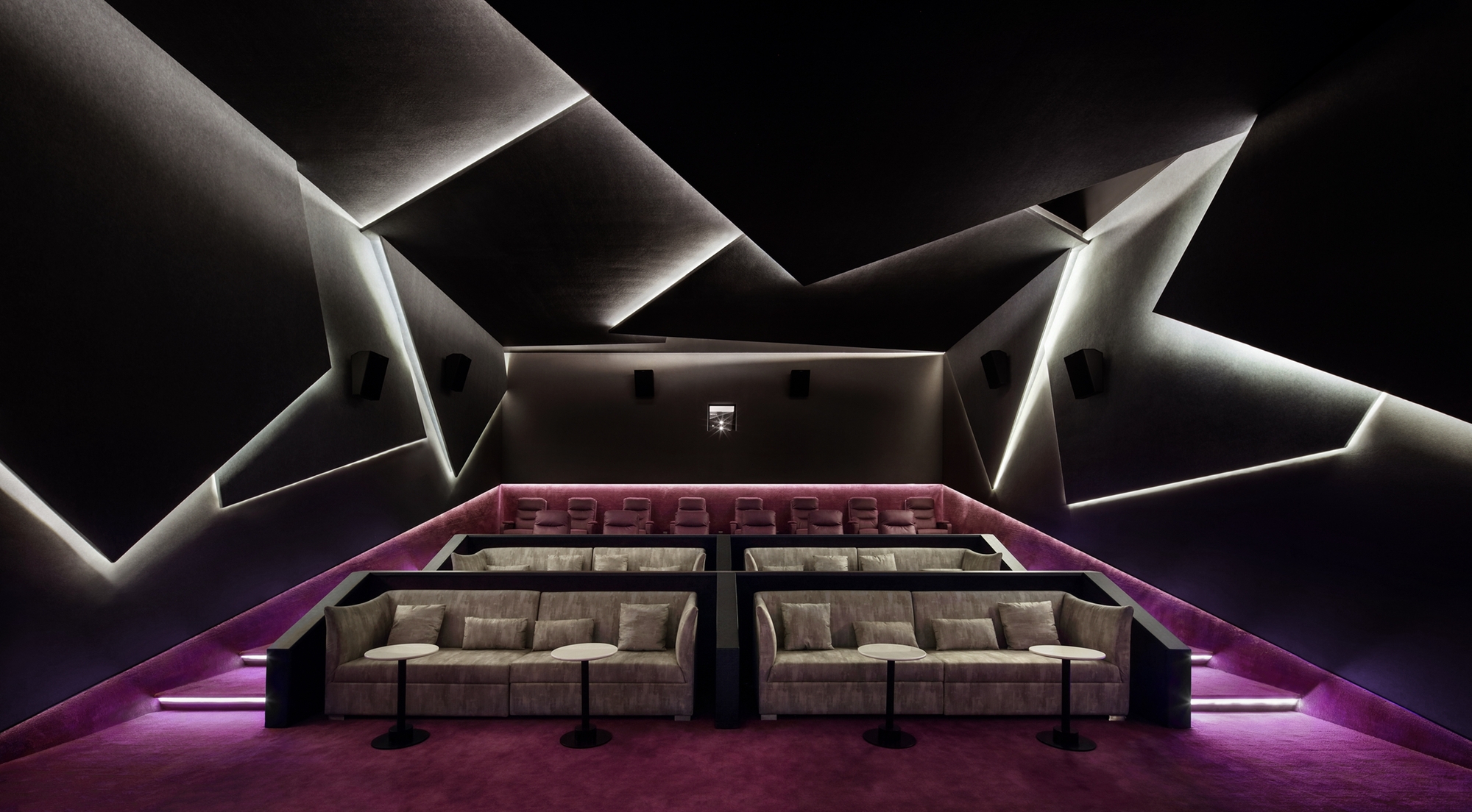 Gallery of MOMO Office / PAL Design - 24