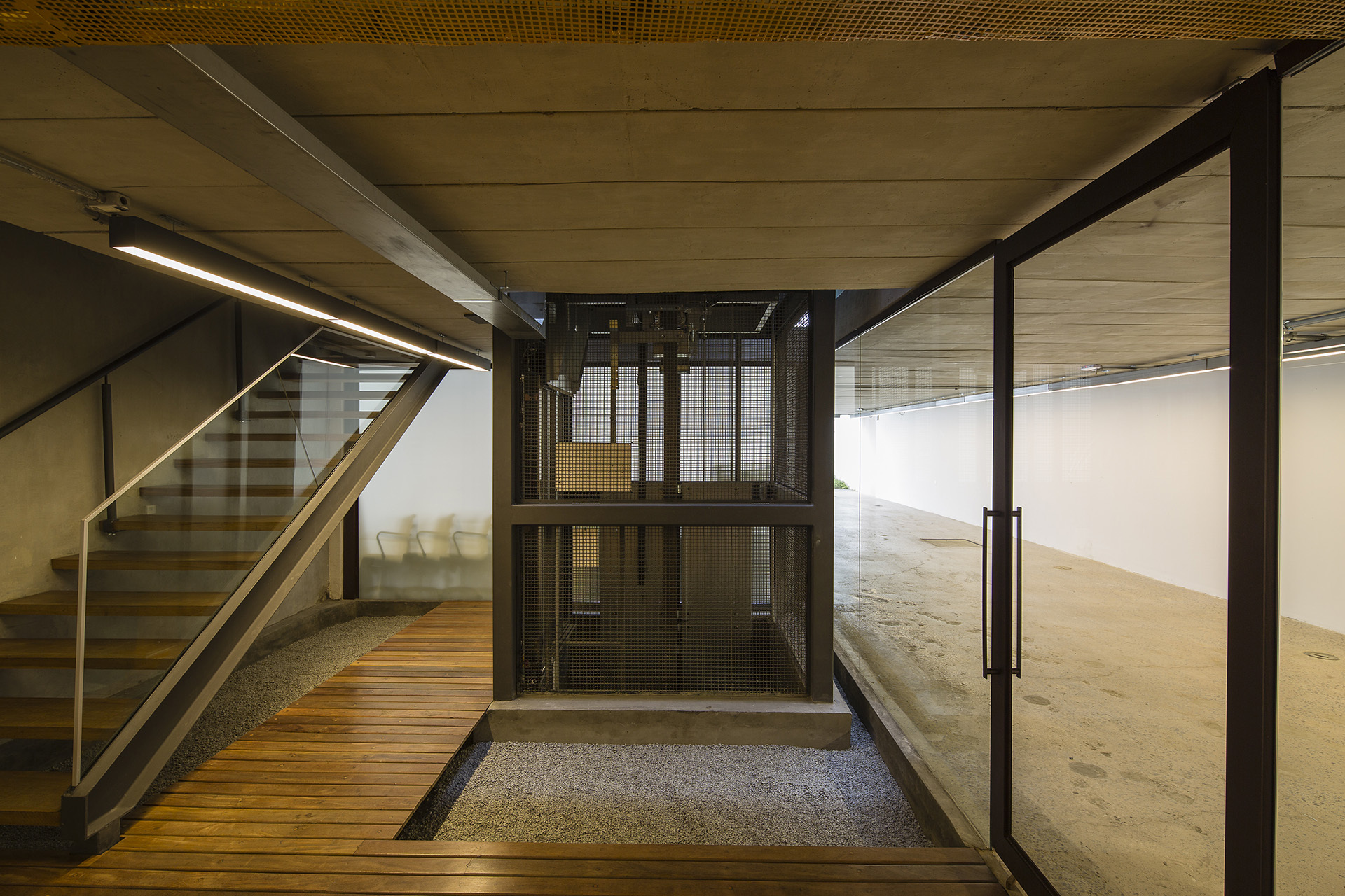 Gallery of Girassol Building / Reinach Mendonça Arquitetos Associados - 2